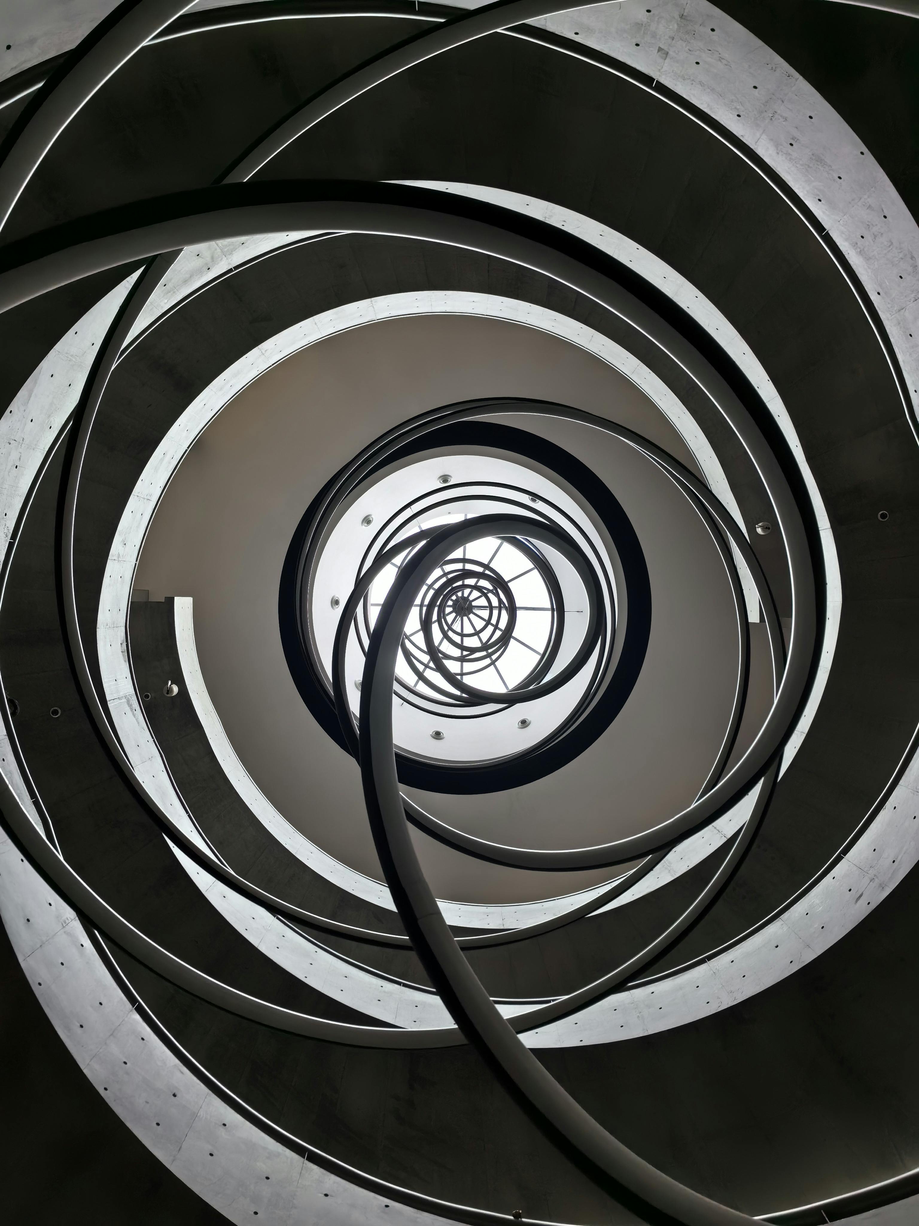 Abstract Bars in Interior · Free Stock Photo