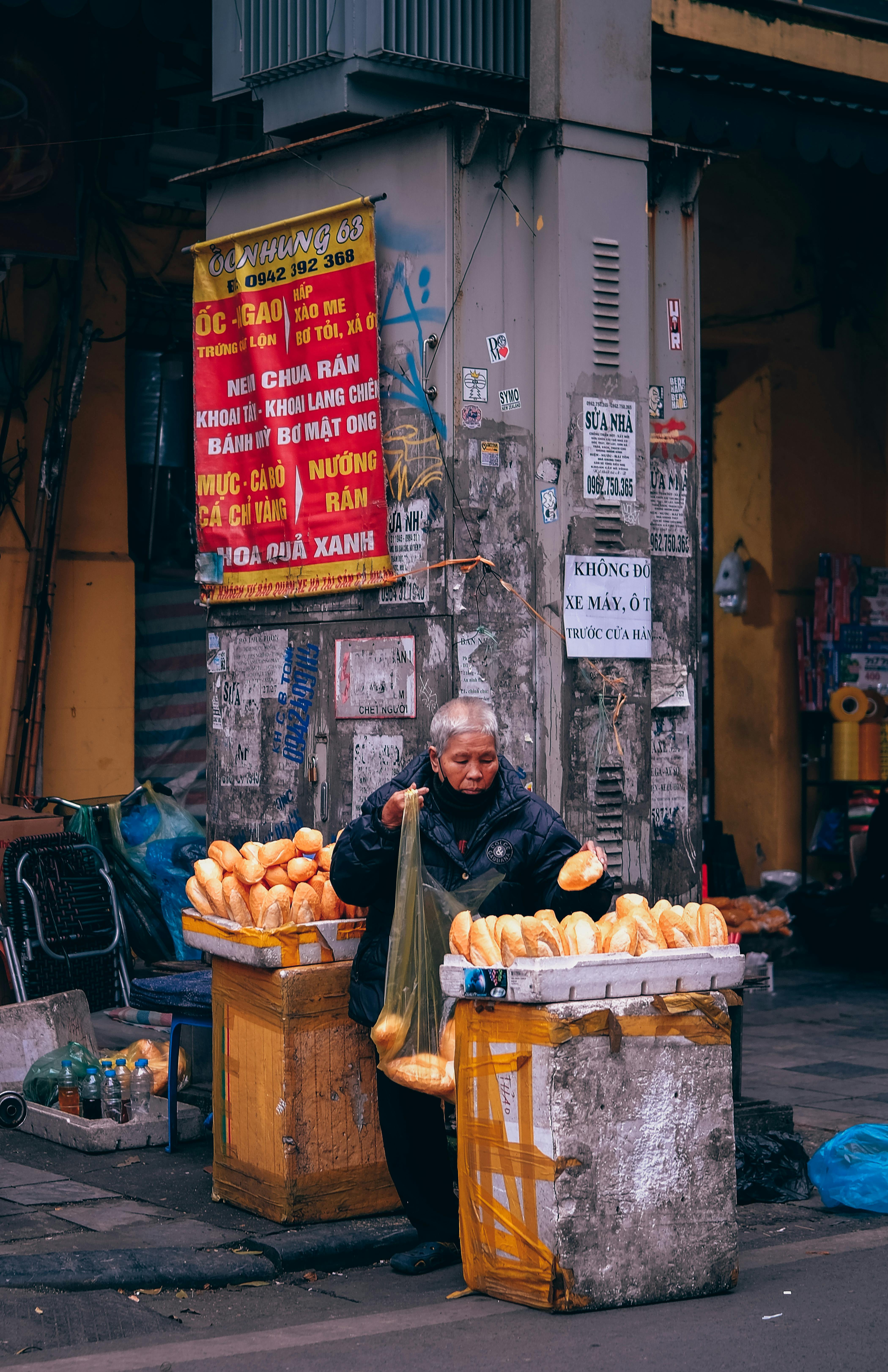 Community Worker Food Photos, Download The BEST Free Community Worker ...