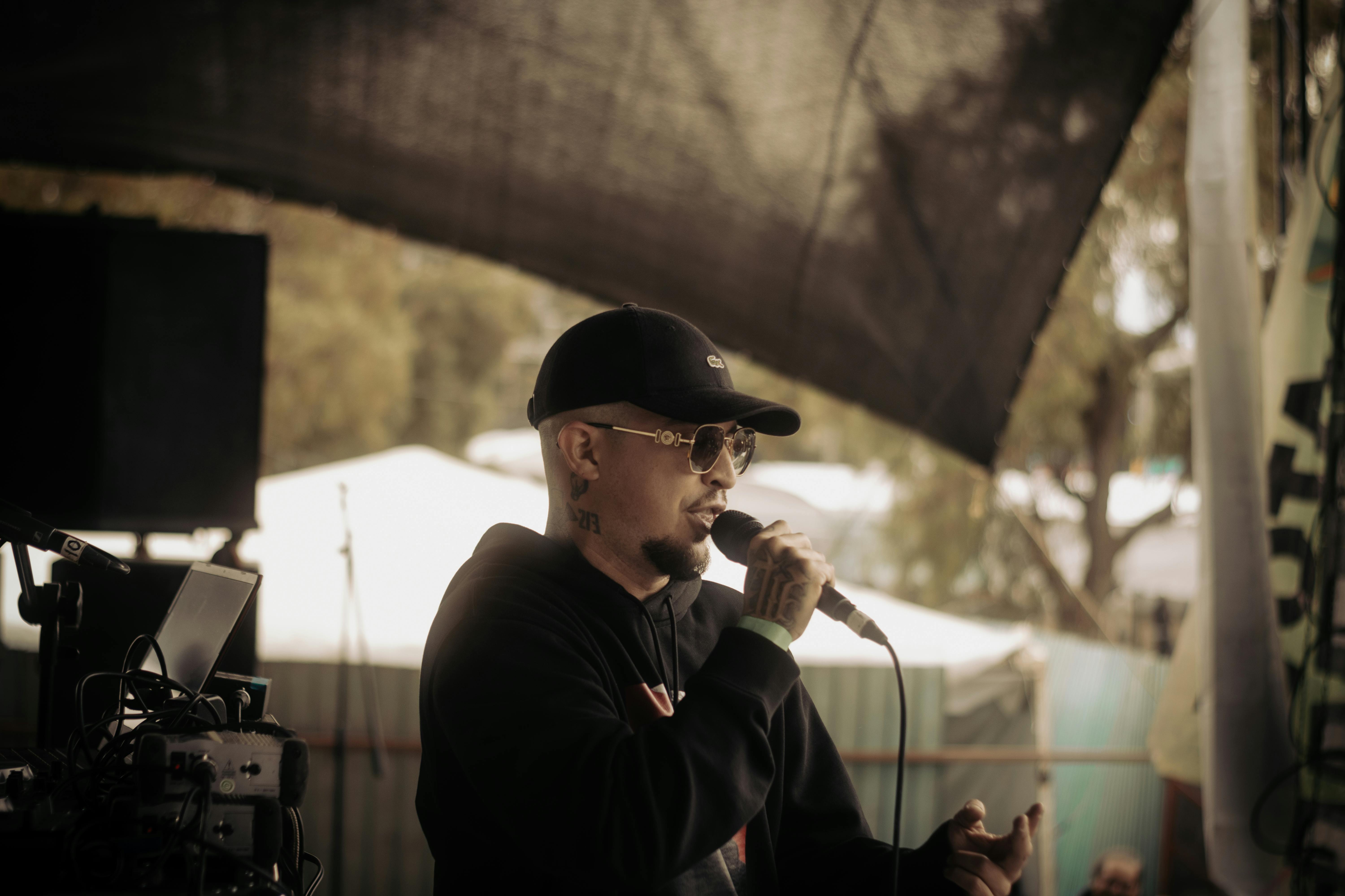 700+张最精彩的“Rap Idol”图片 · 100%免费下载 · Pexels素材图片