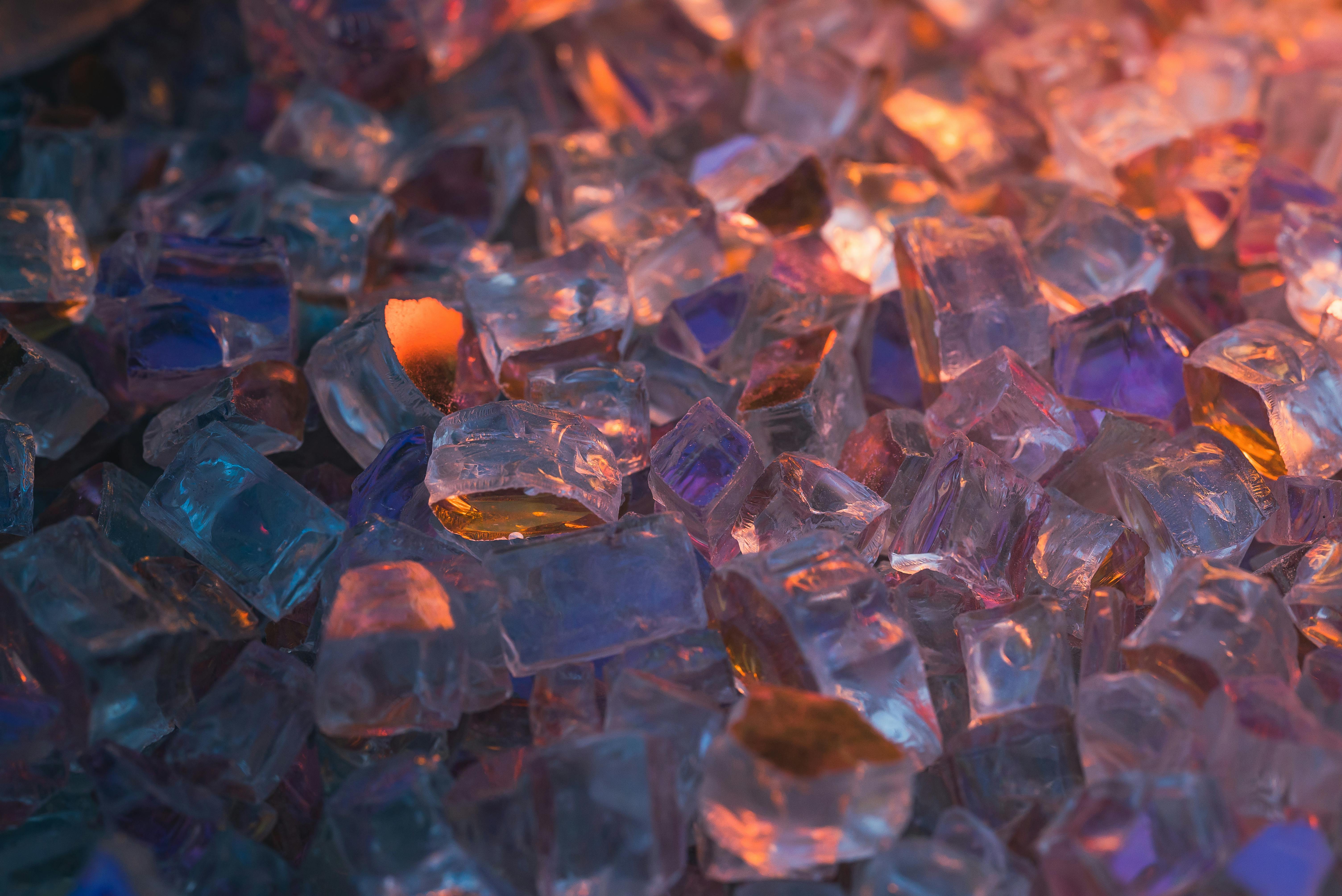 Close-up on Glass Shards Illuminated by Fire · Free Stock Photo