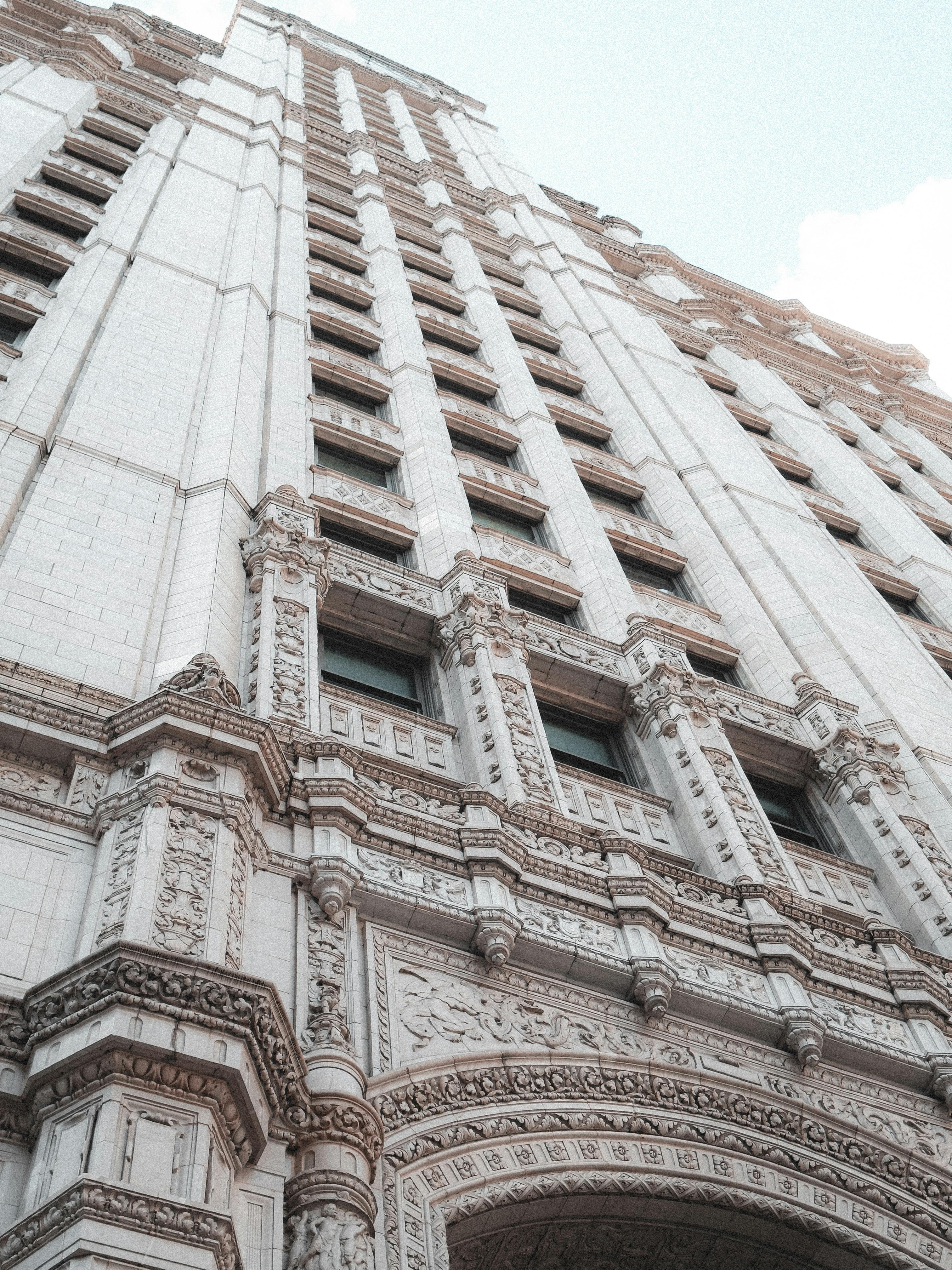 Concrete Building · Free Stock Photo