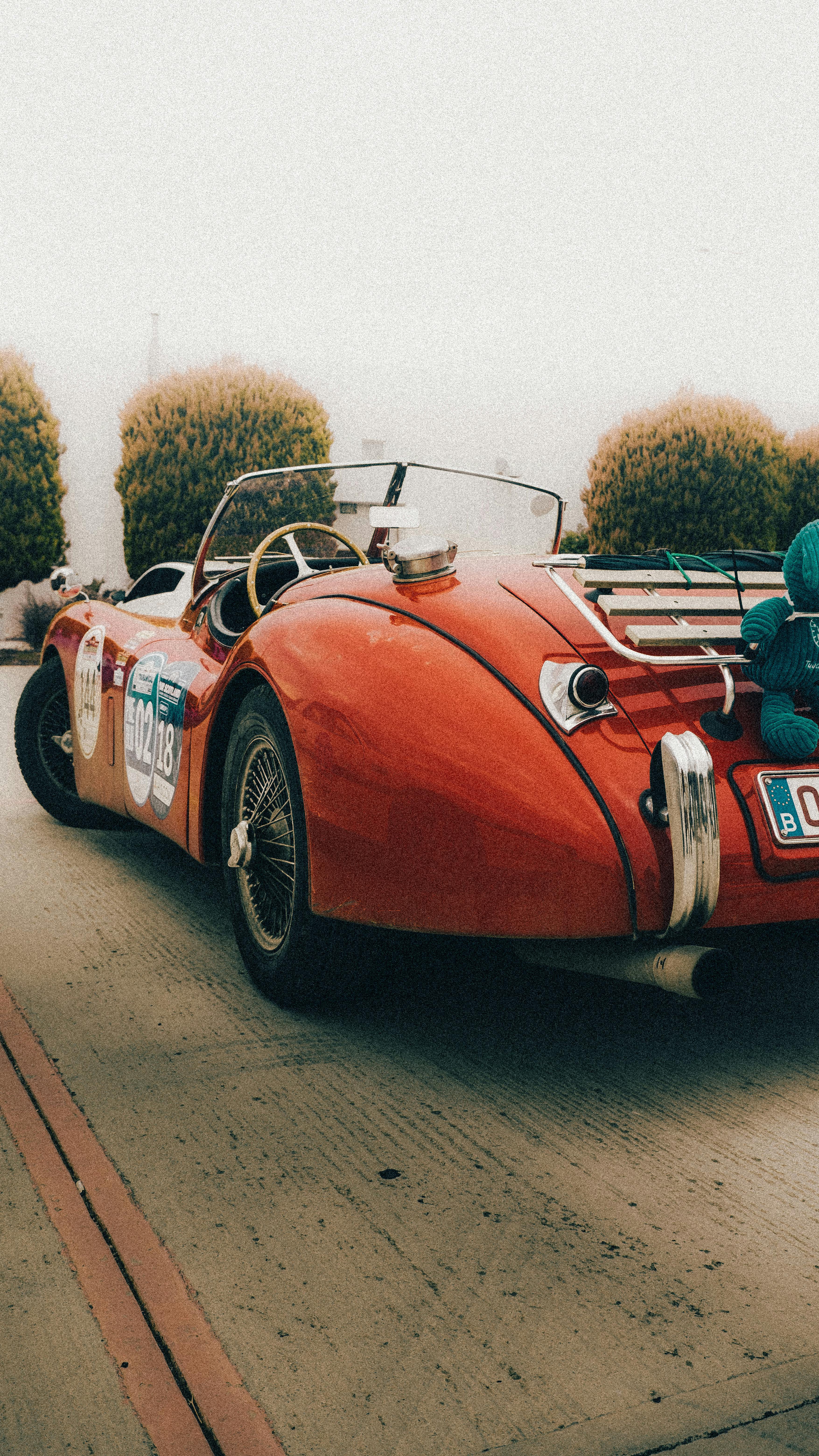 Old-fashioned Red Car · Free Stock Photo