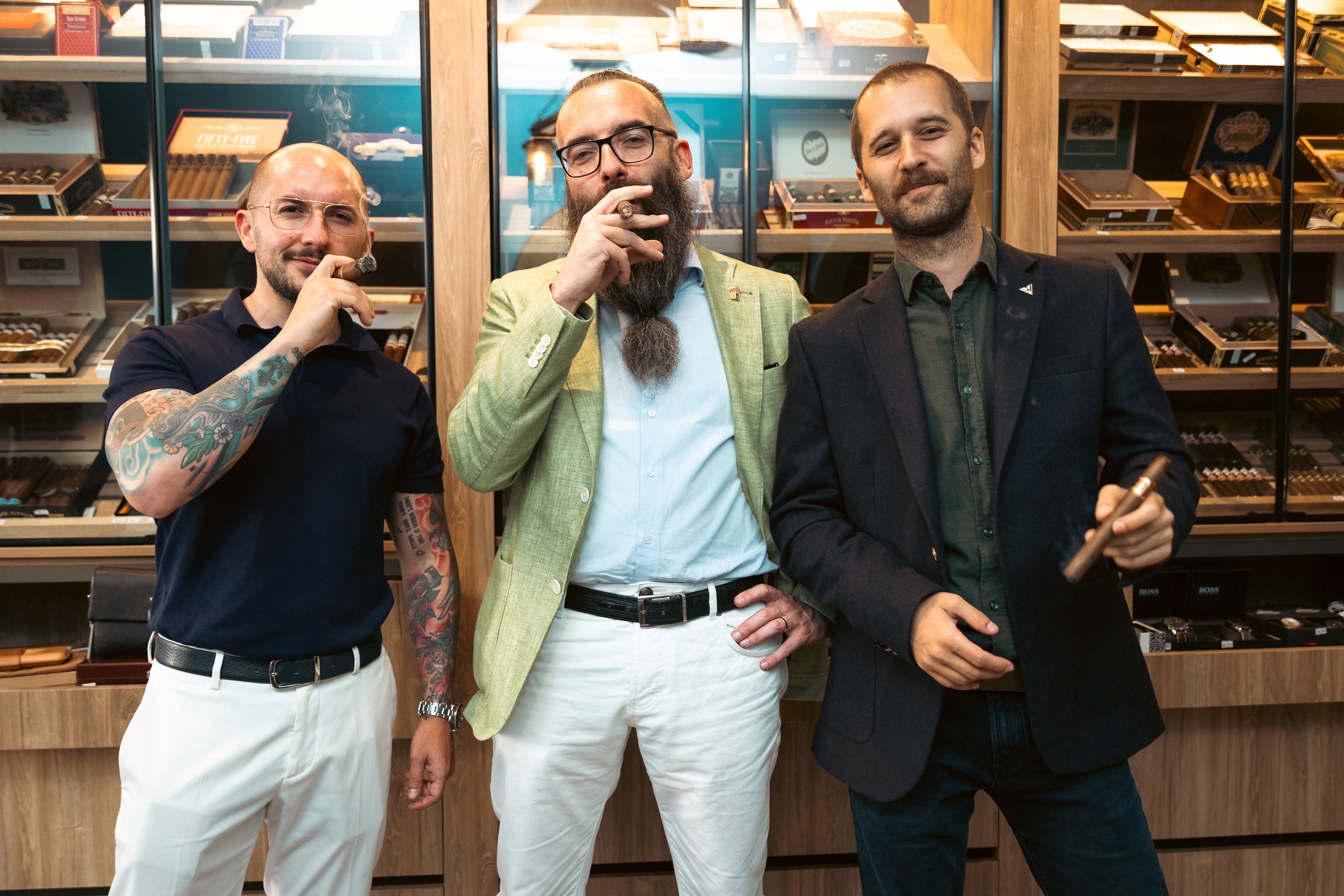 Men Smoking Cigar Photos, Download The BEST Free Men Smoking Cigar ...