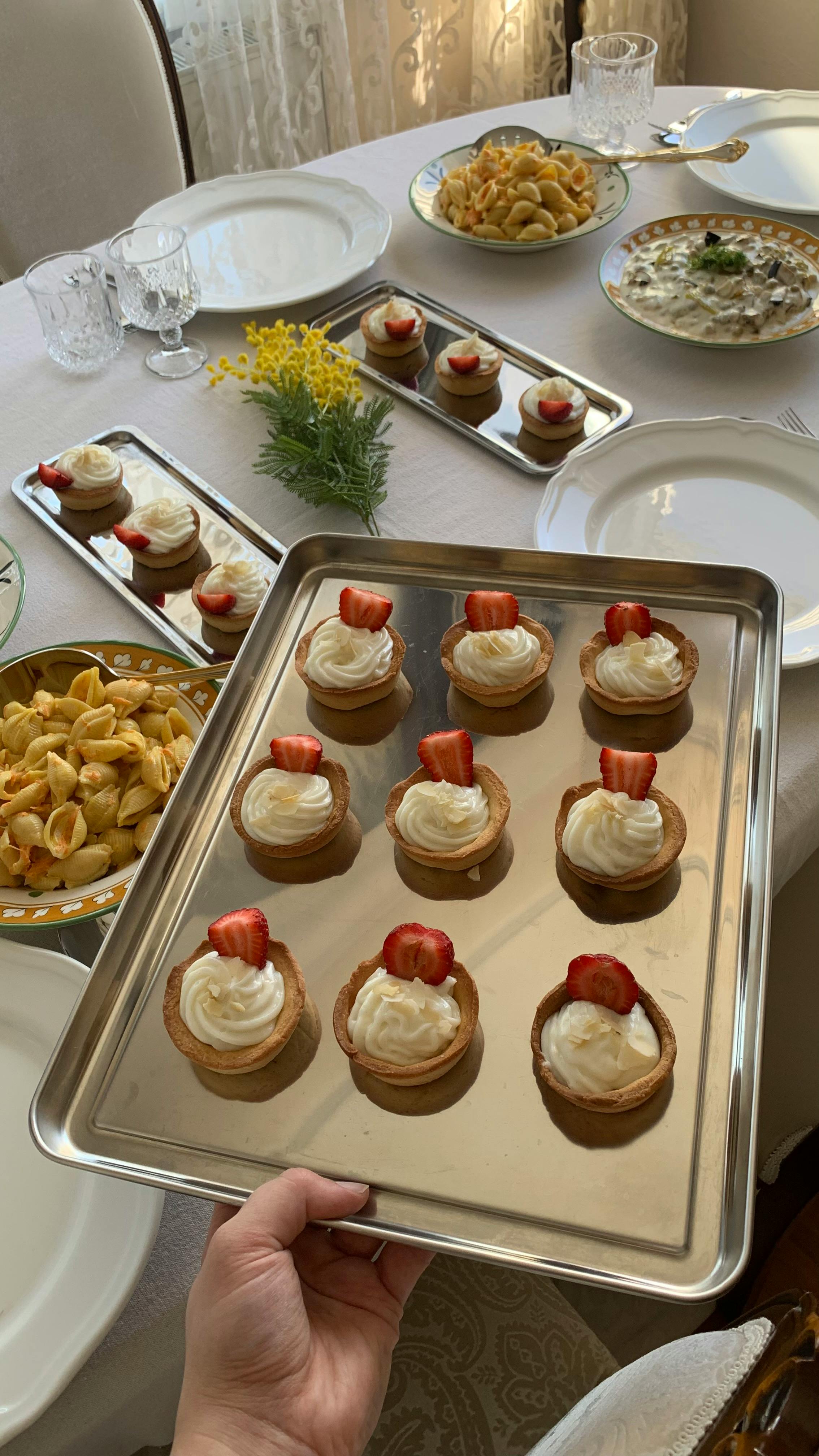 Mini Cakes Photos, Download The BEST Free Mini Cakes Stock Photos & HD ...