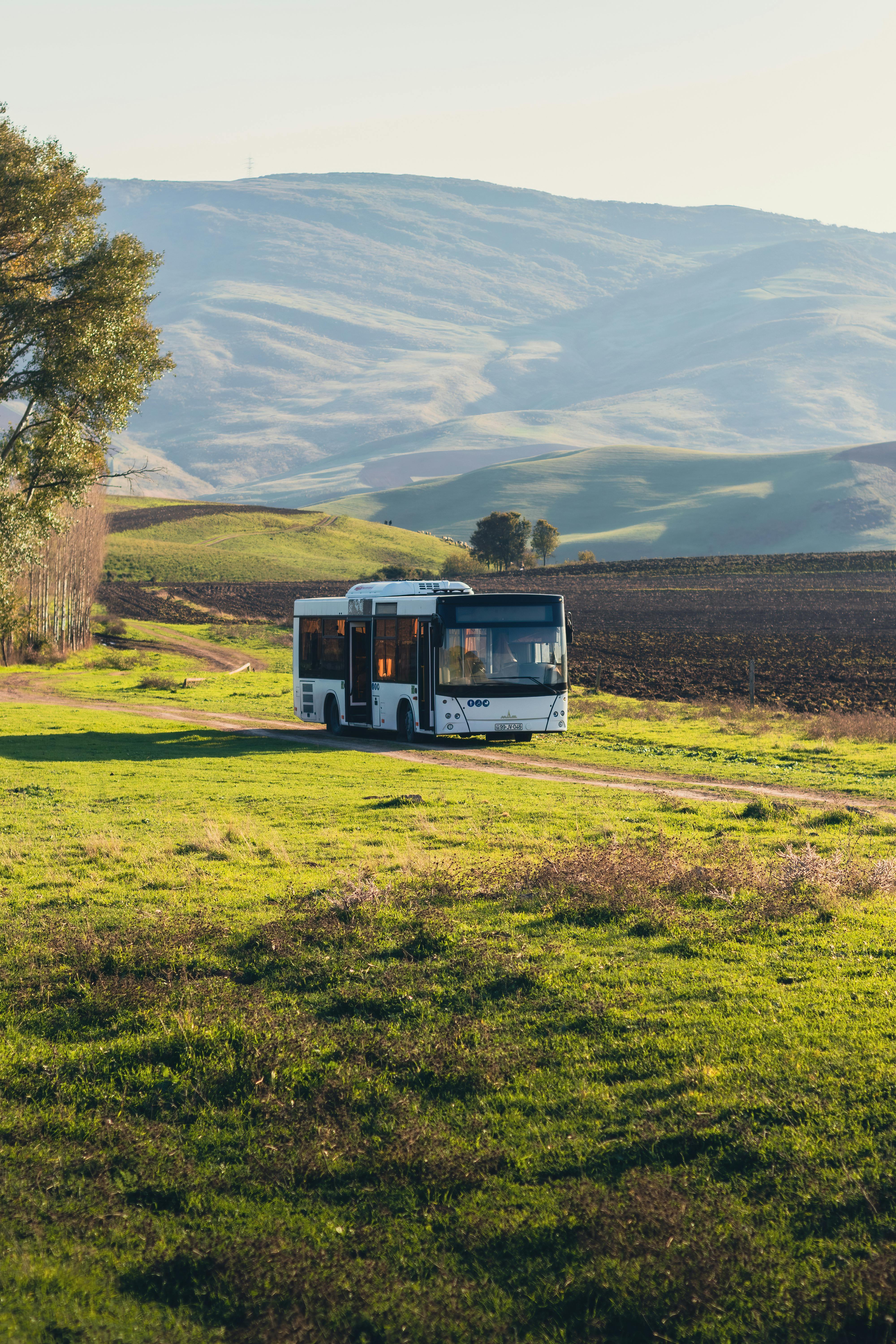 A Bus in the Countryside · Free Stock Photo