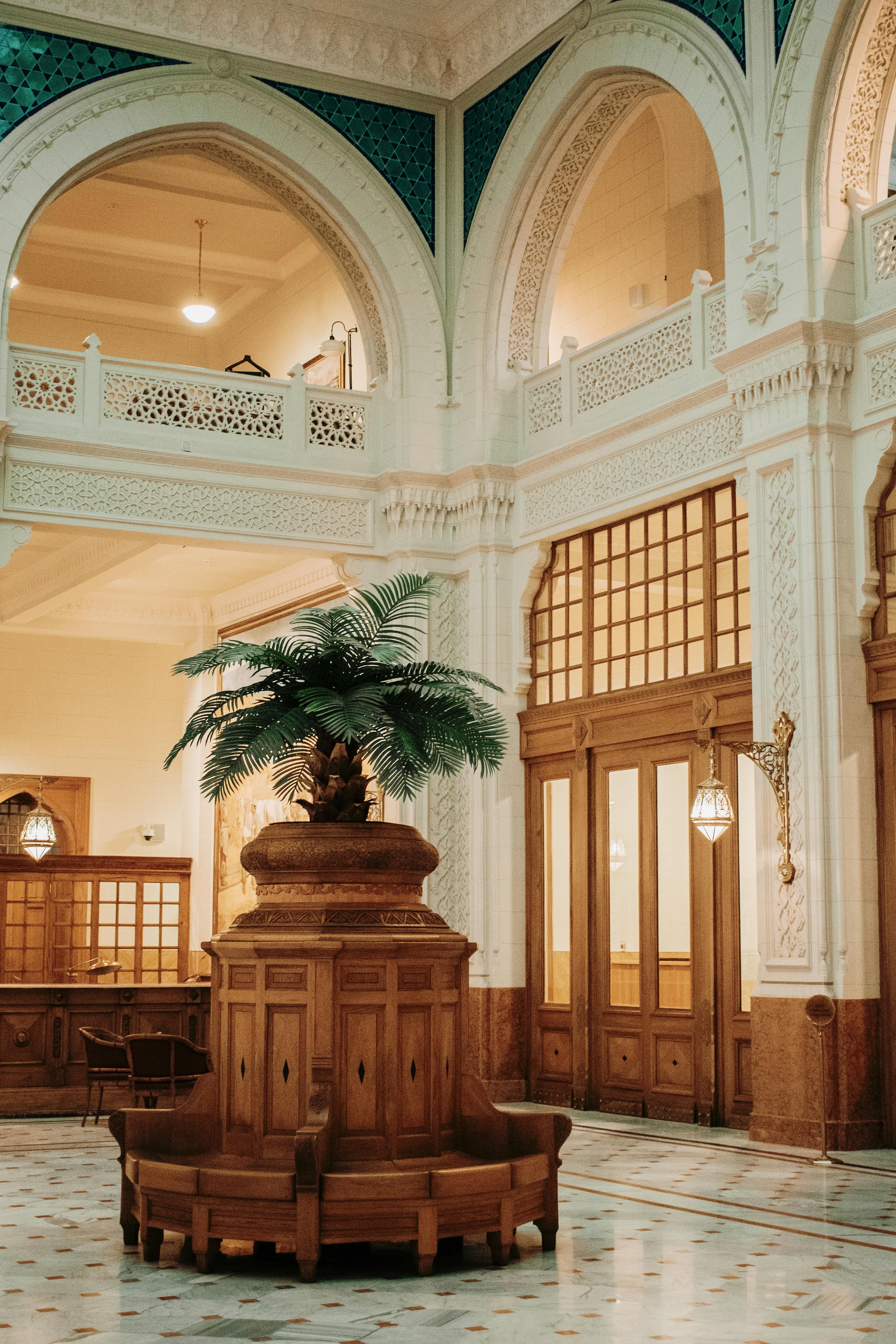 Palace Interior · Free Stock Photo