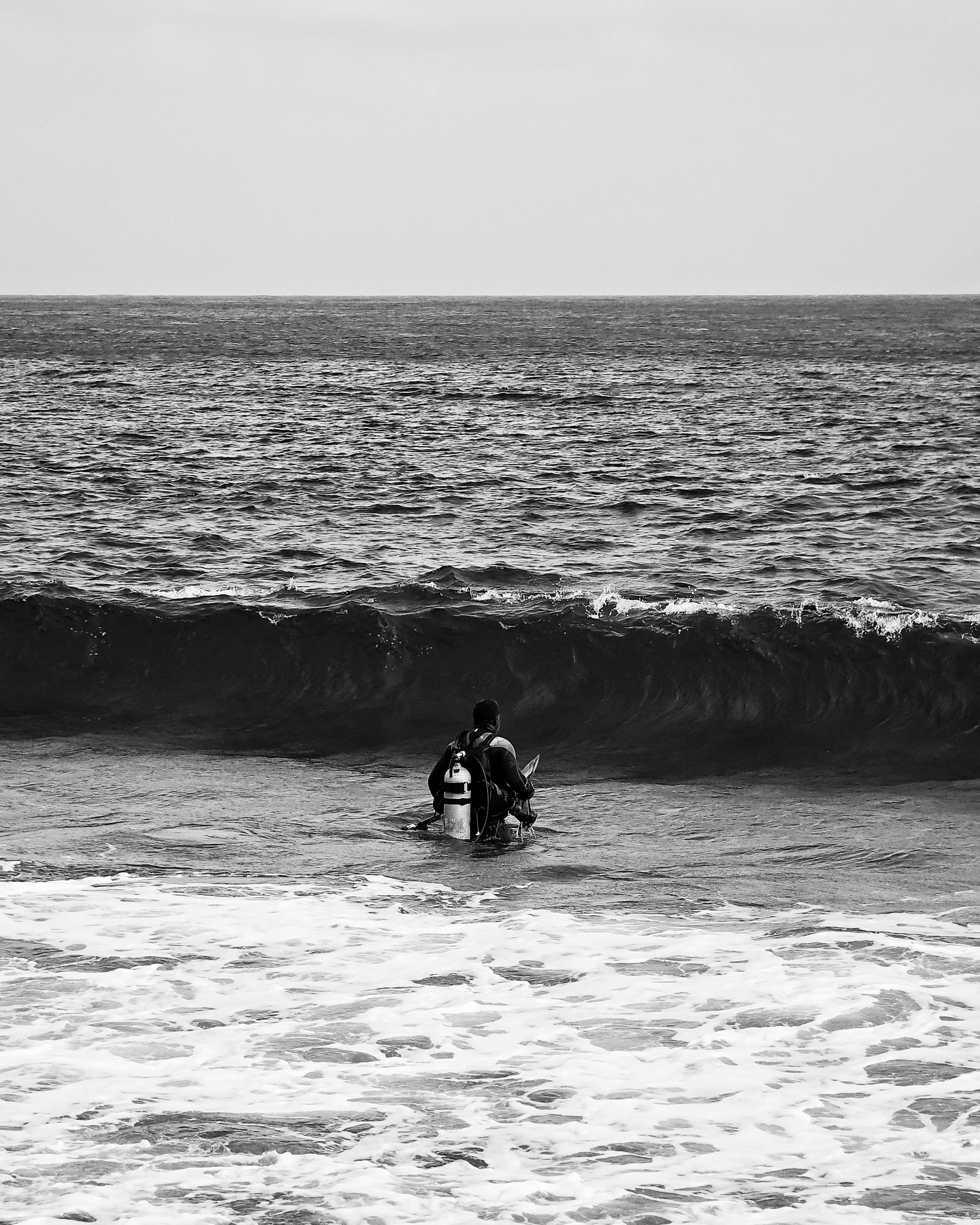 Diver Back Photos, Download The BEST Free Diver Back Stock Photos & HD ...