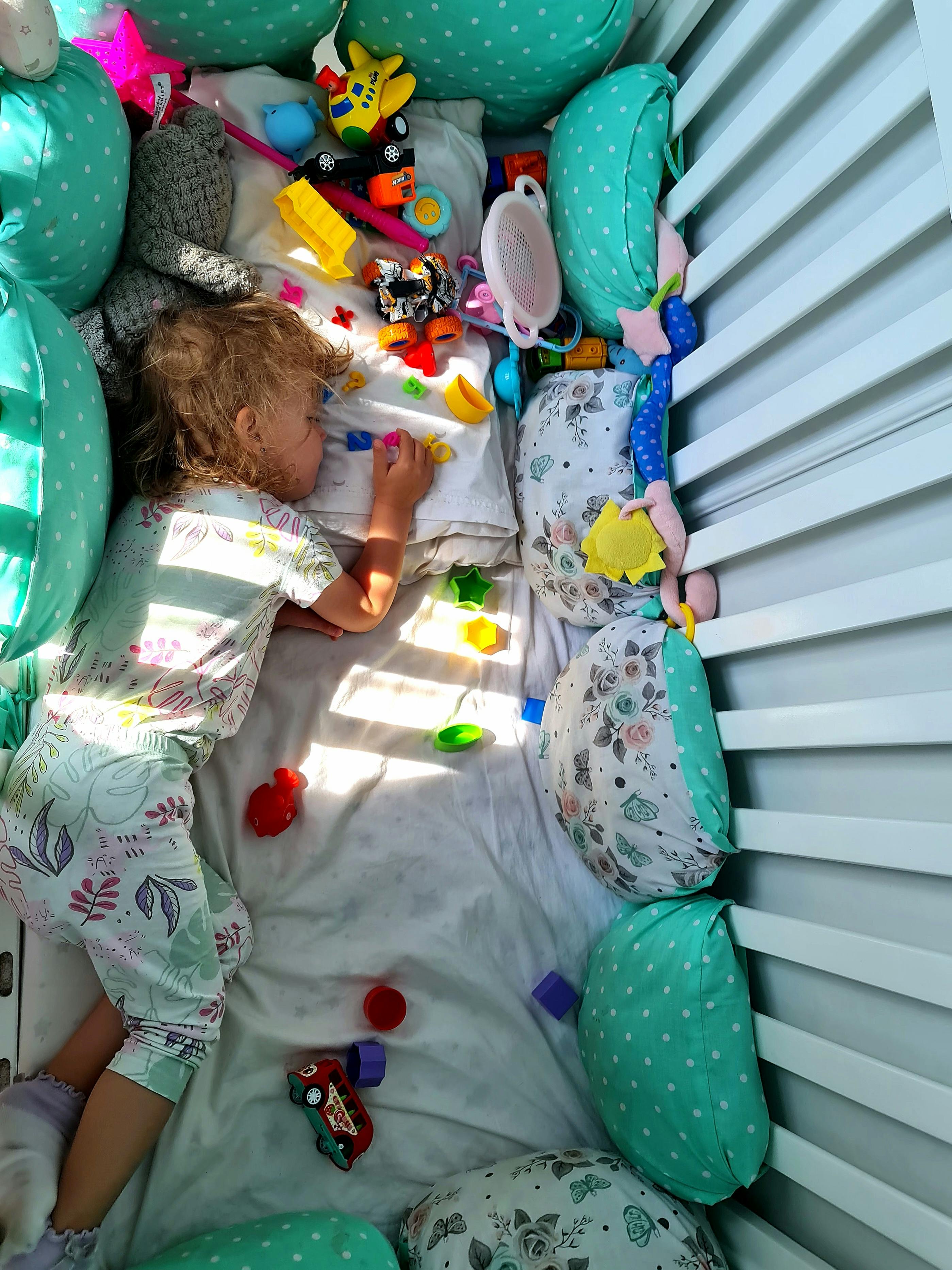 Car Nap Child Photos, Download The BEST Free Car Nap Child Stock Photos ...