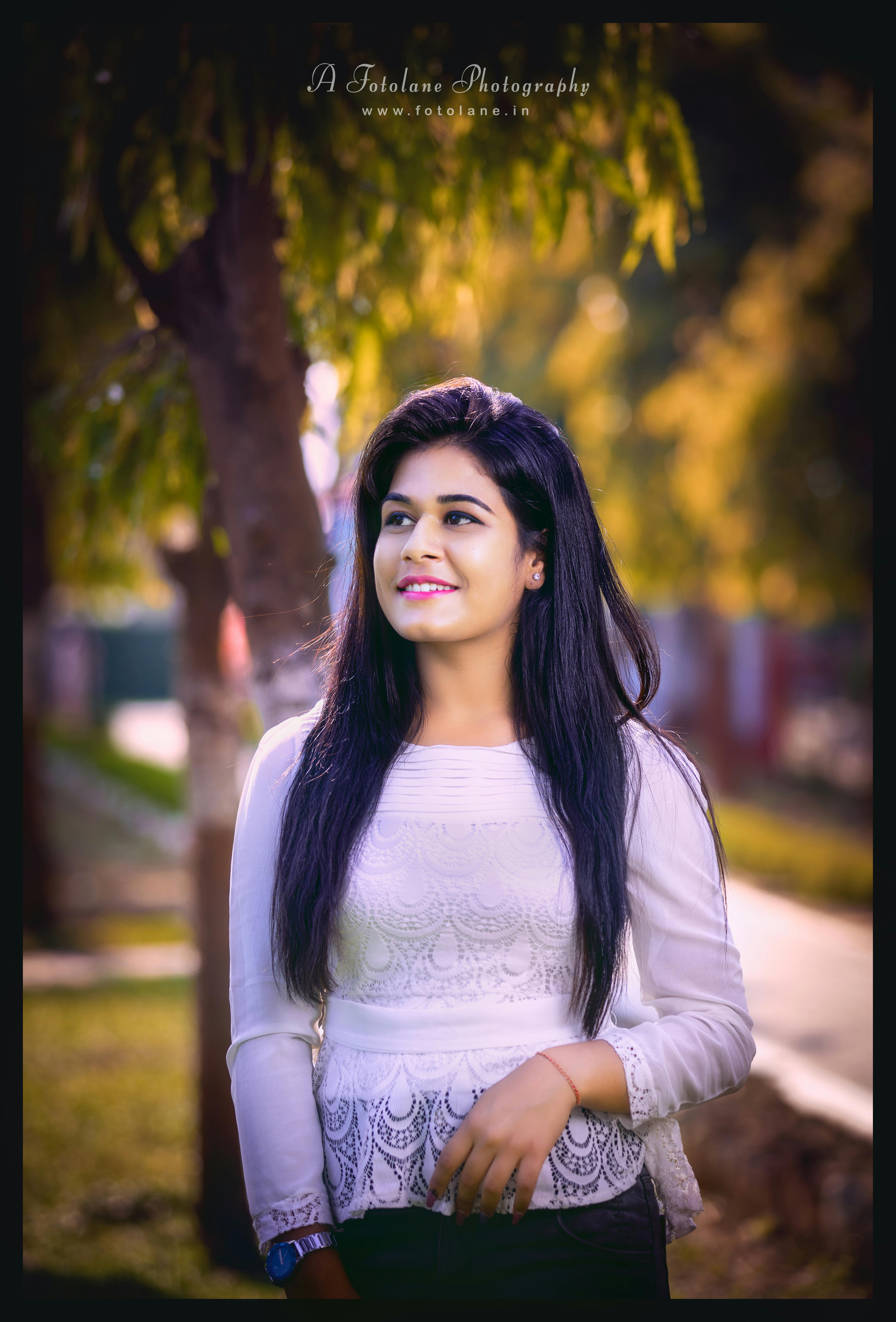 Priya Roy - Φωτογραφία