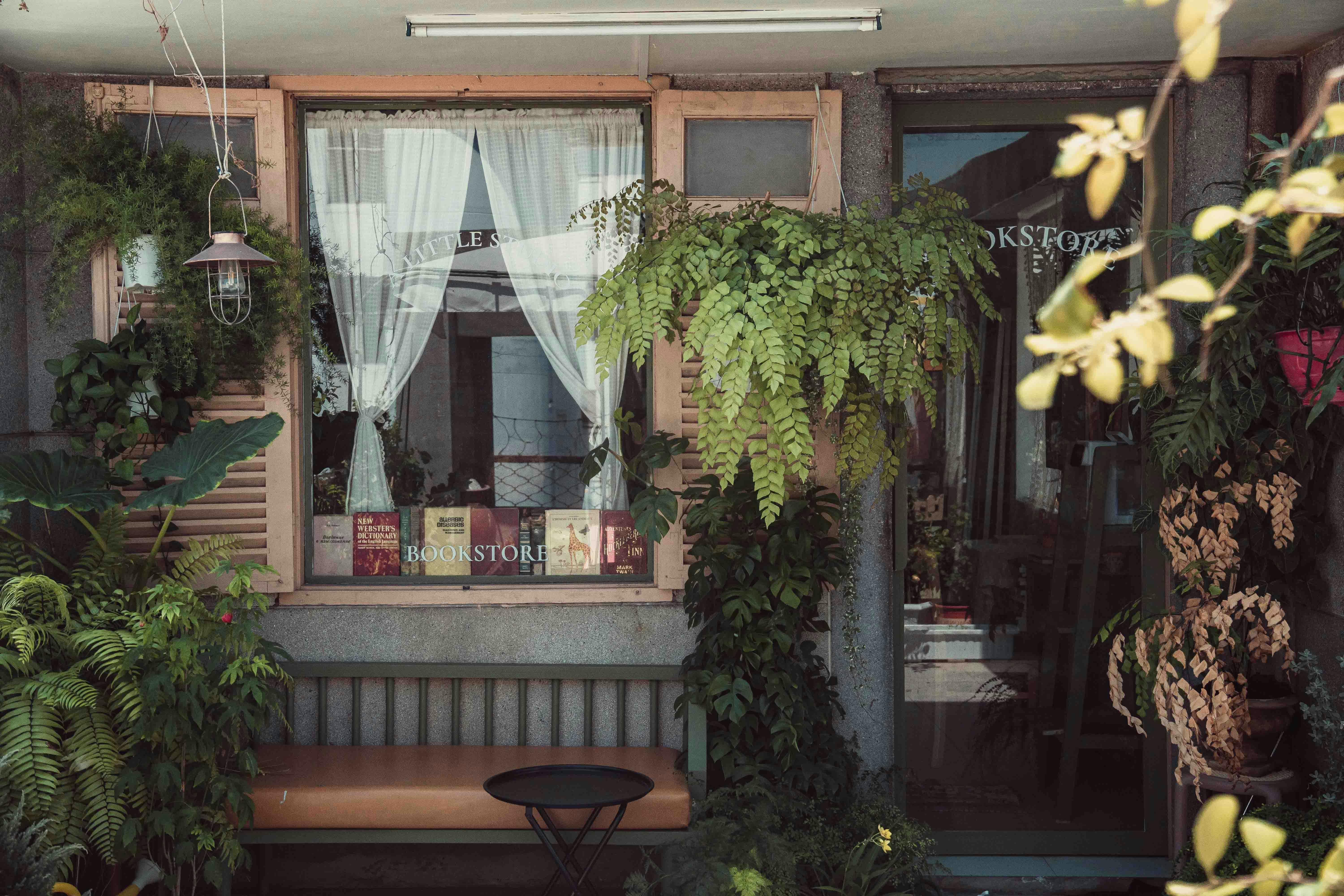 Bookstore Landscape Photos, Download The BEST Free Bookstore Landscape ...