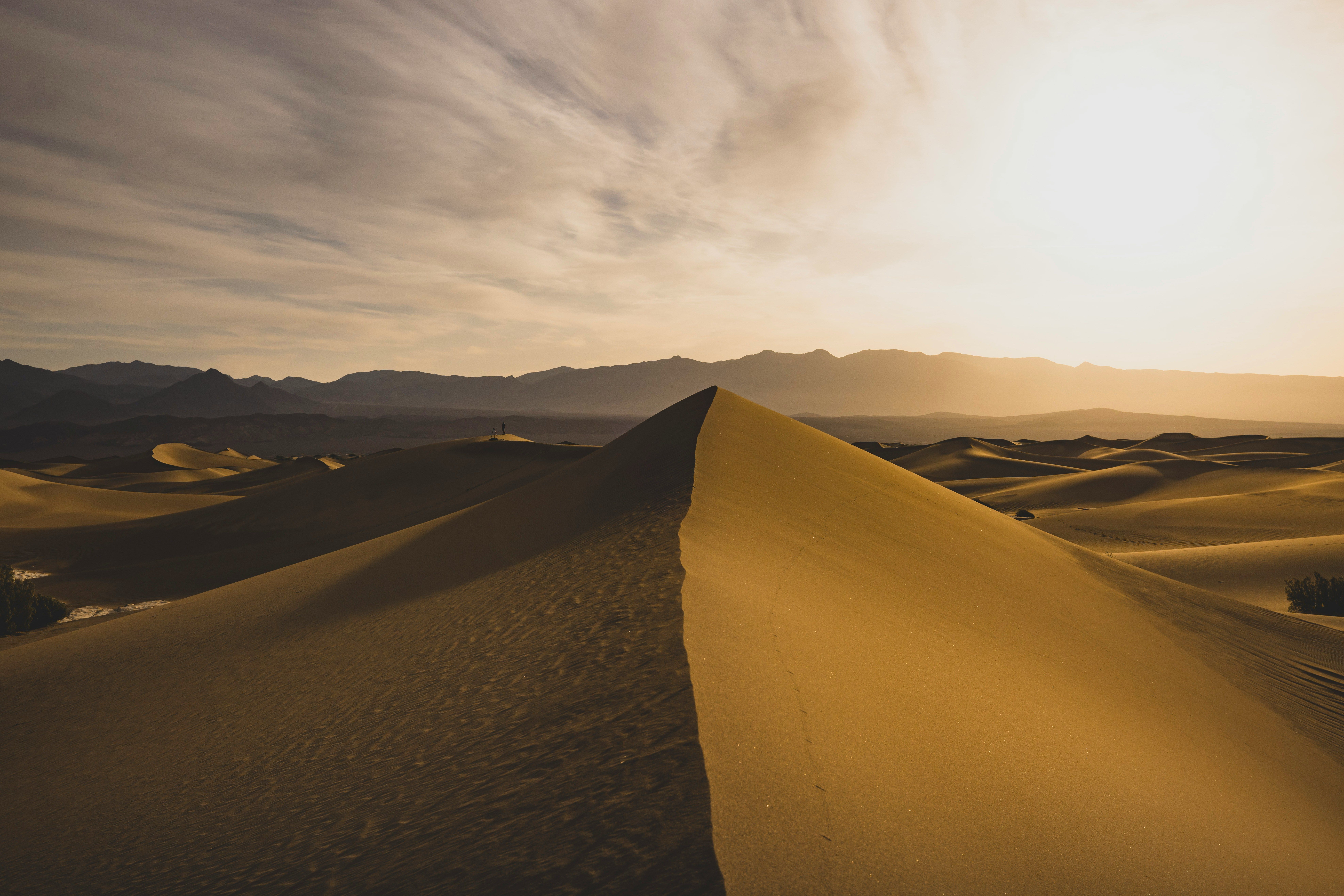 Scenic View of the Desert at Sunset · Free Stock Photo
