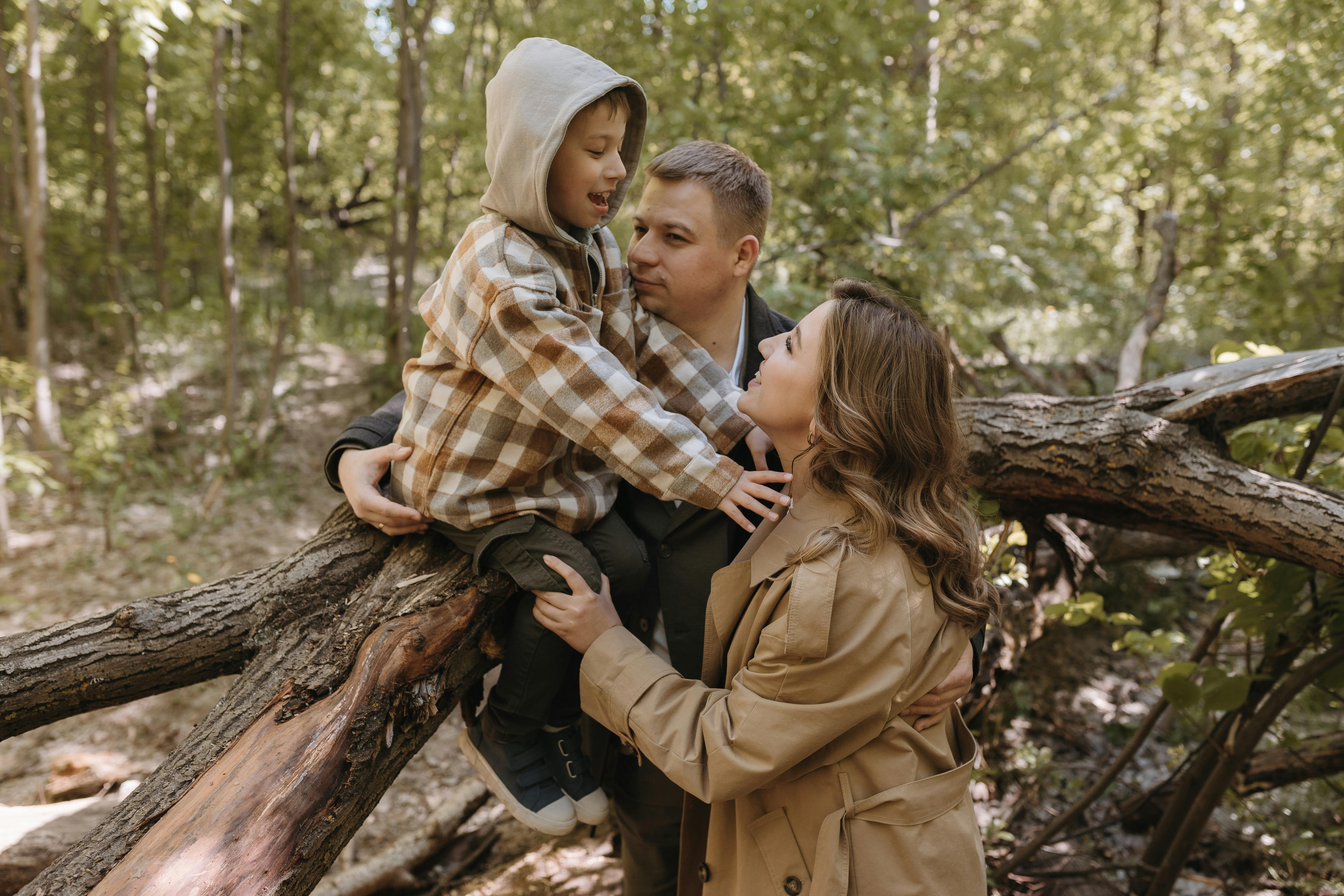 Kids Following Dad Photos, Download The BEST Free Kids Following Dad ...