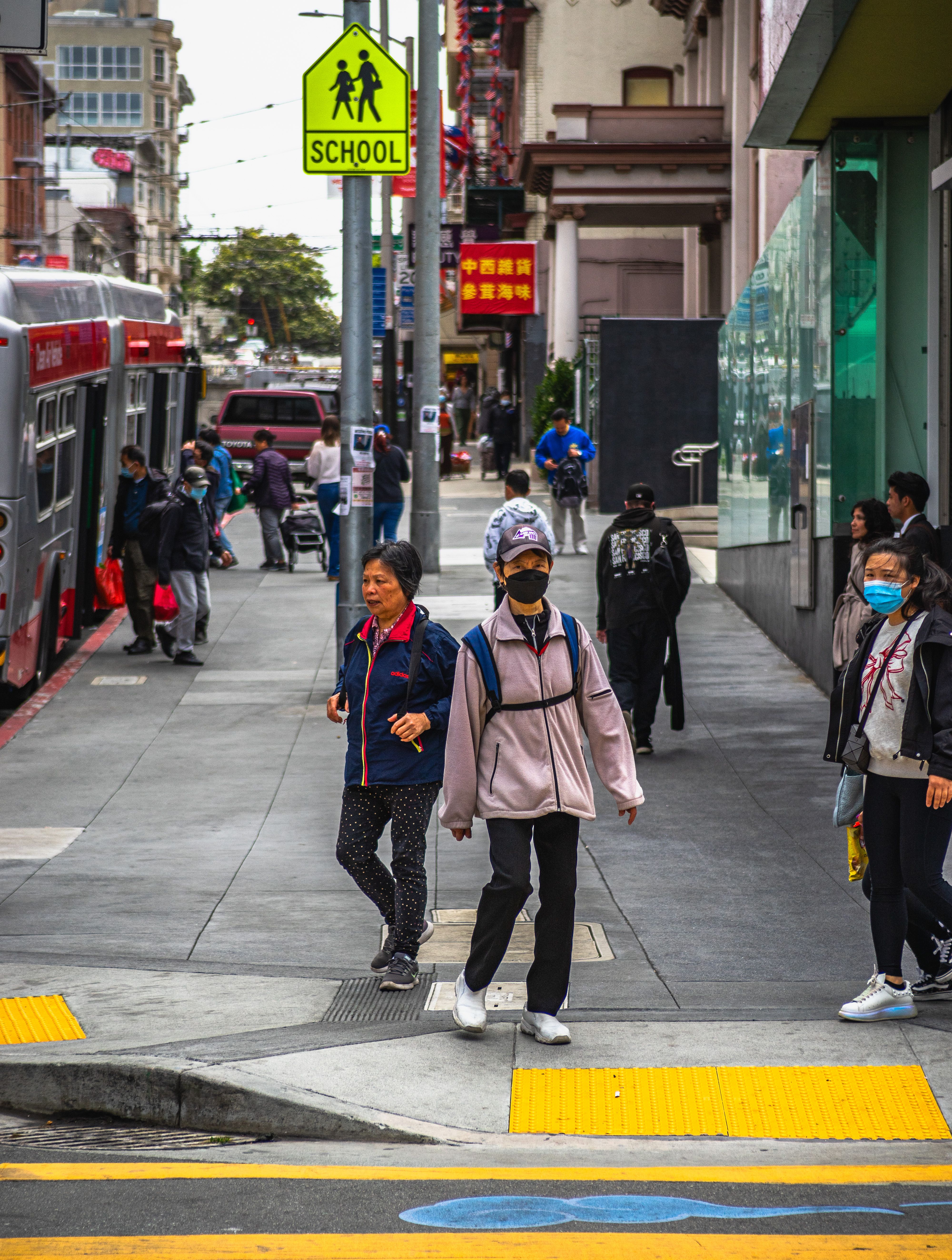Pedestrians on Sidewalk · Free Stock Photo