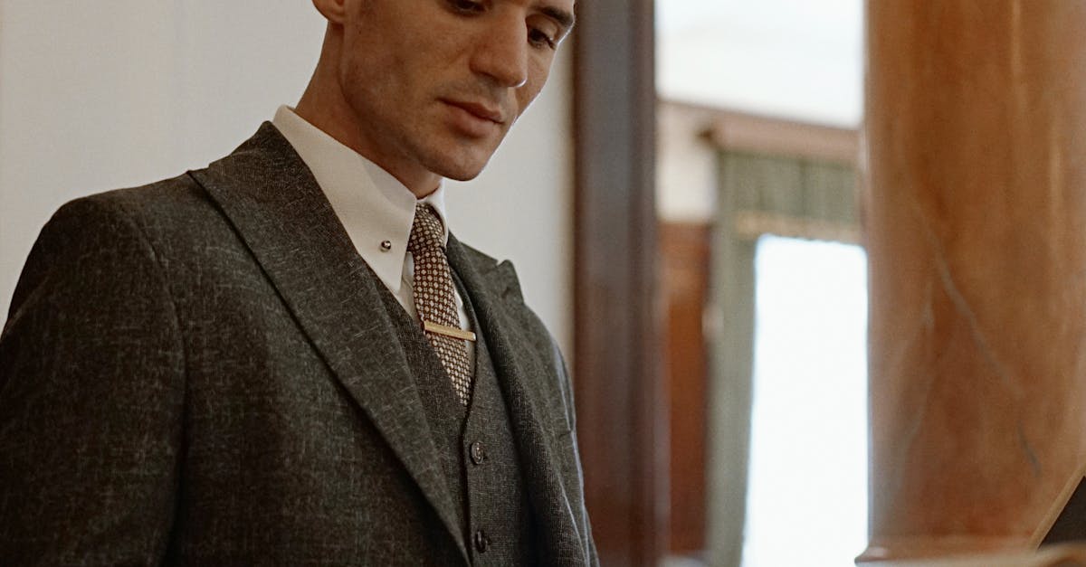 Elegant Man Reading a Newspaper · Free Stock Photo Elegant Man Reading a Newspaper · Free Stock Photo