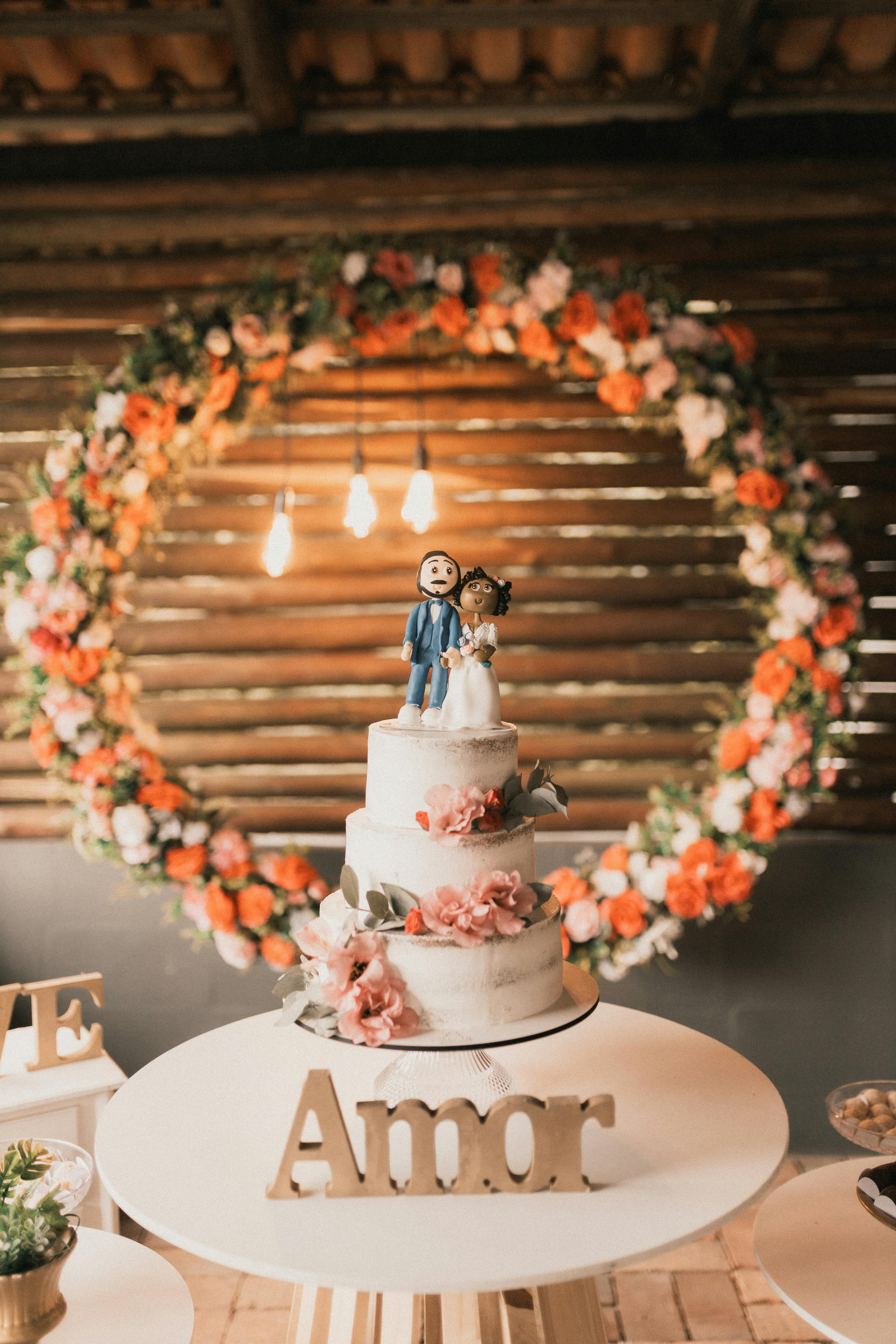 White Icing Cover Cake · Free Stock Photo