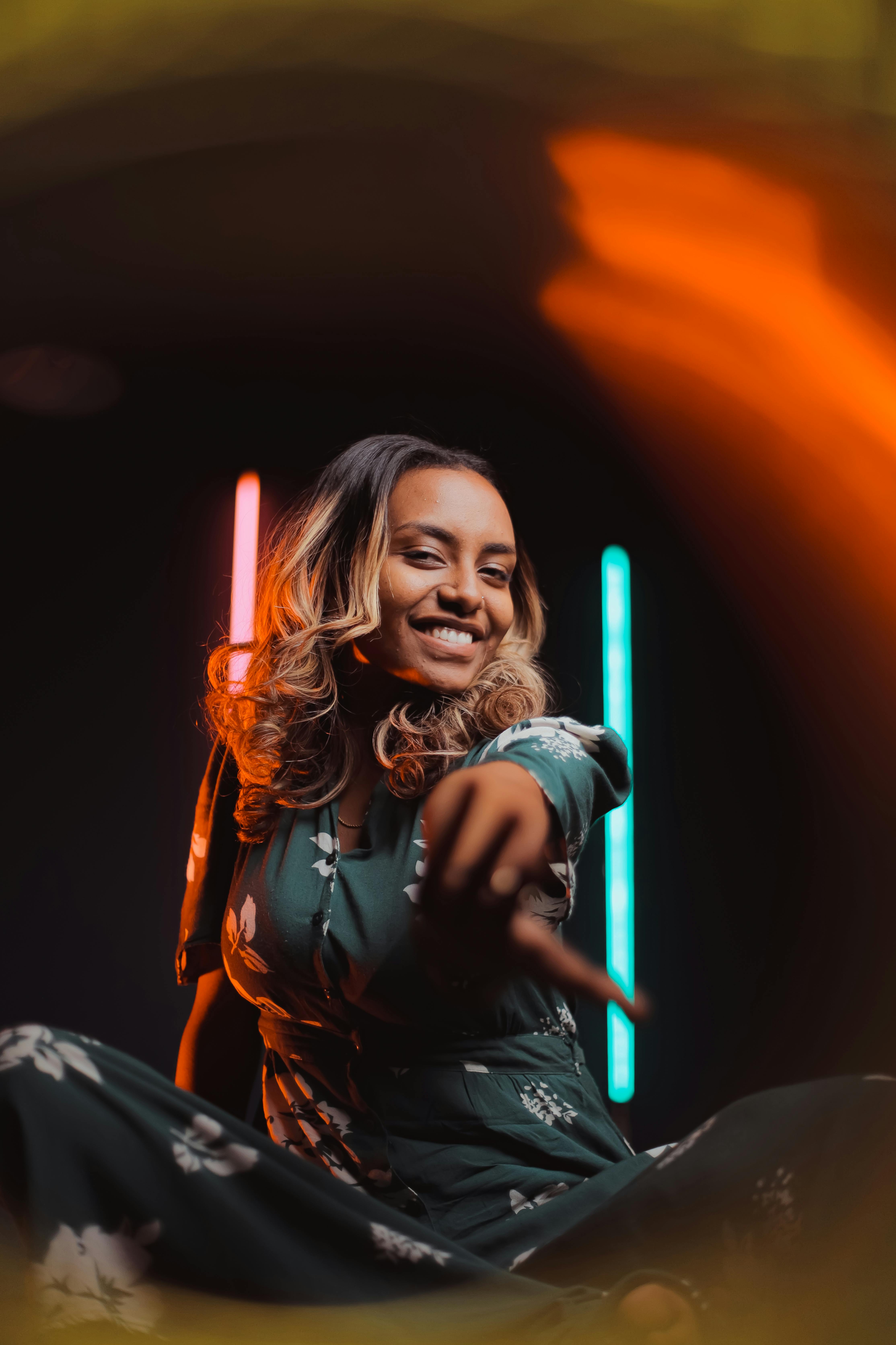 still smiling ... · Free Stock Photo