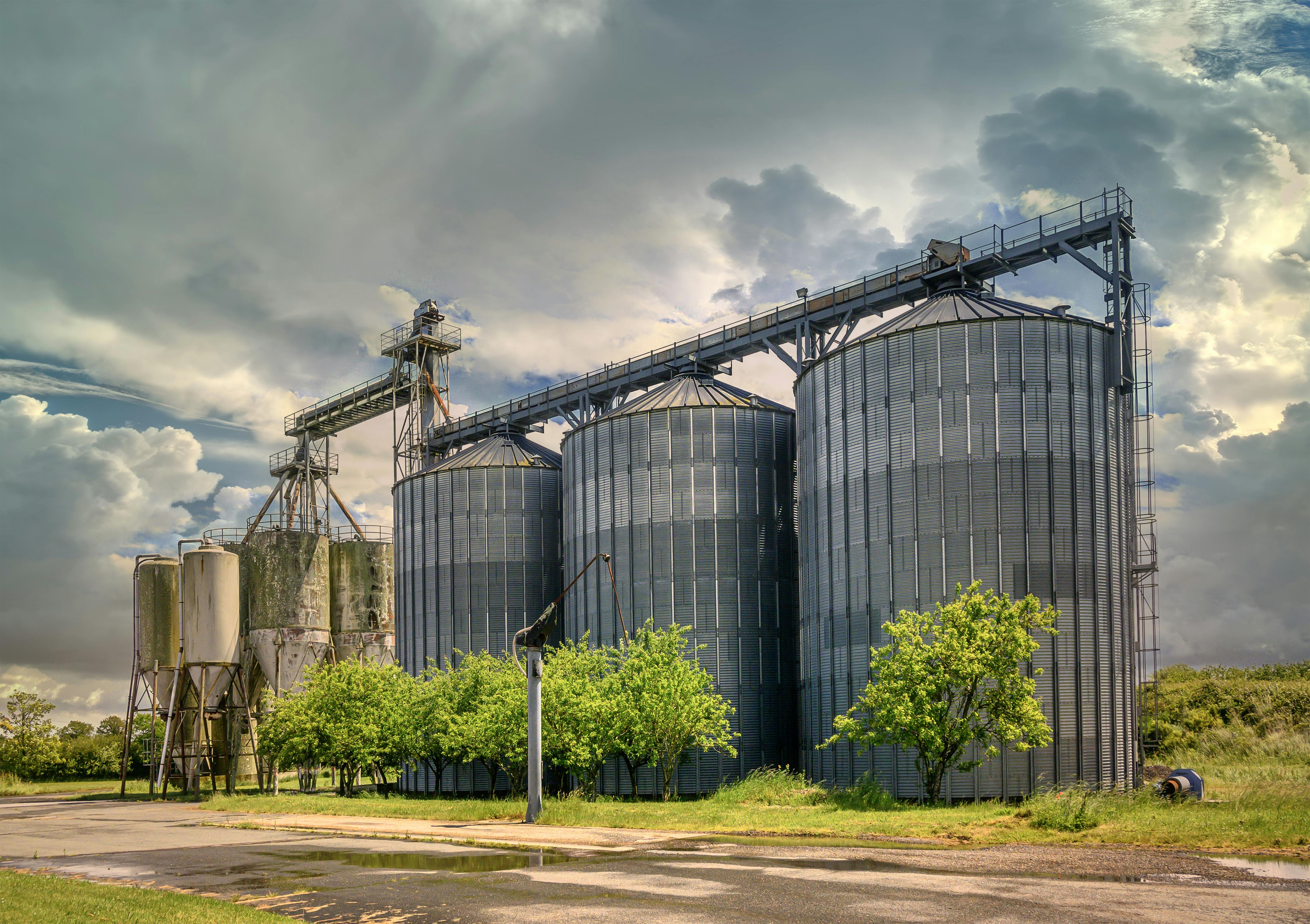 View of a Silo · Free Stock Photo
