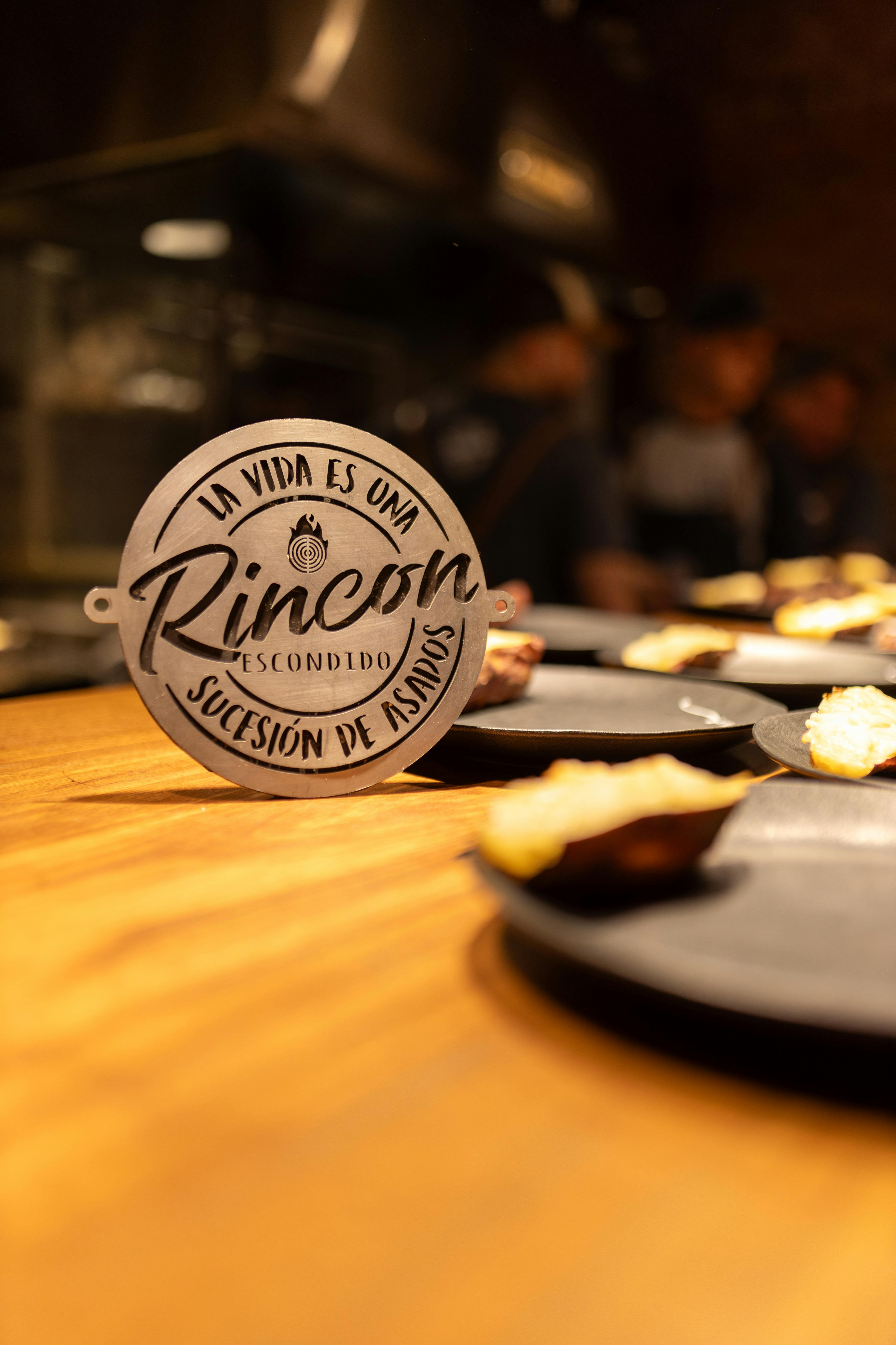 Logo of Restaurant by Plates · Free Stock Photo