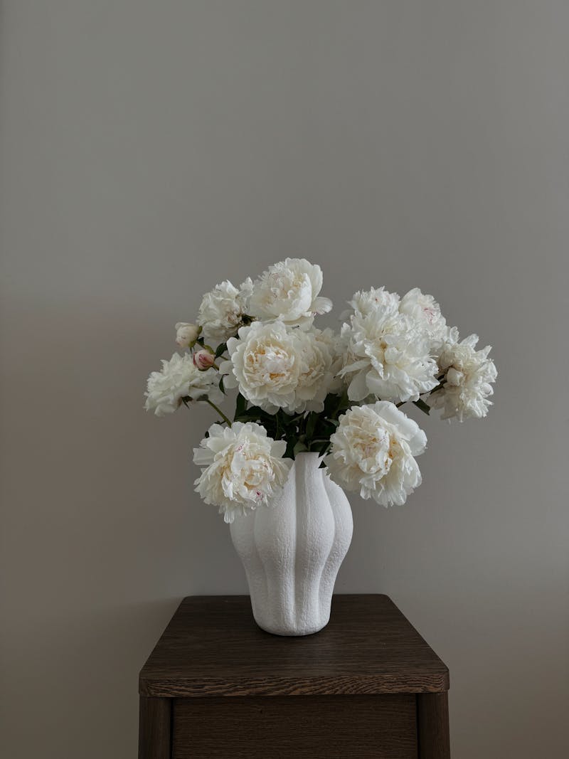 Vase Of Flowers Photos, Download The BEST Free Vase Of Flowers Stock ...