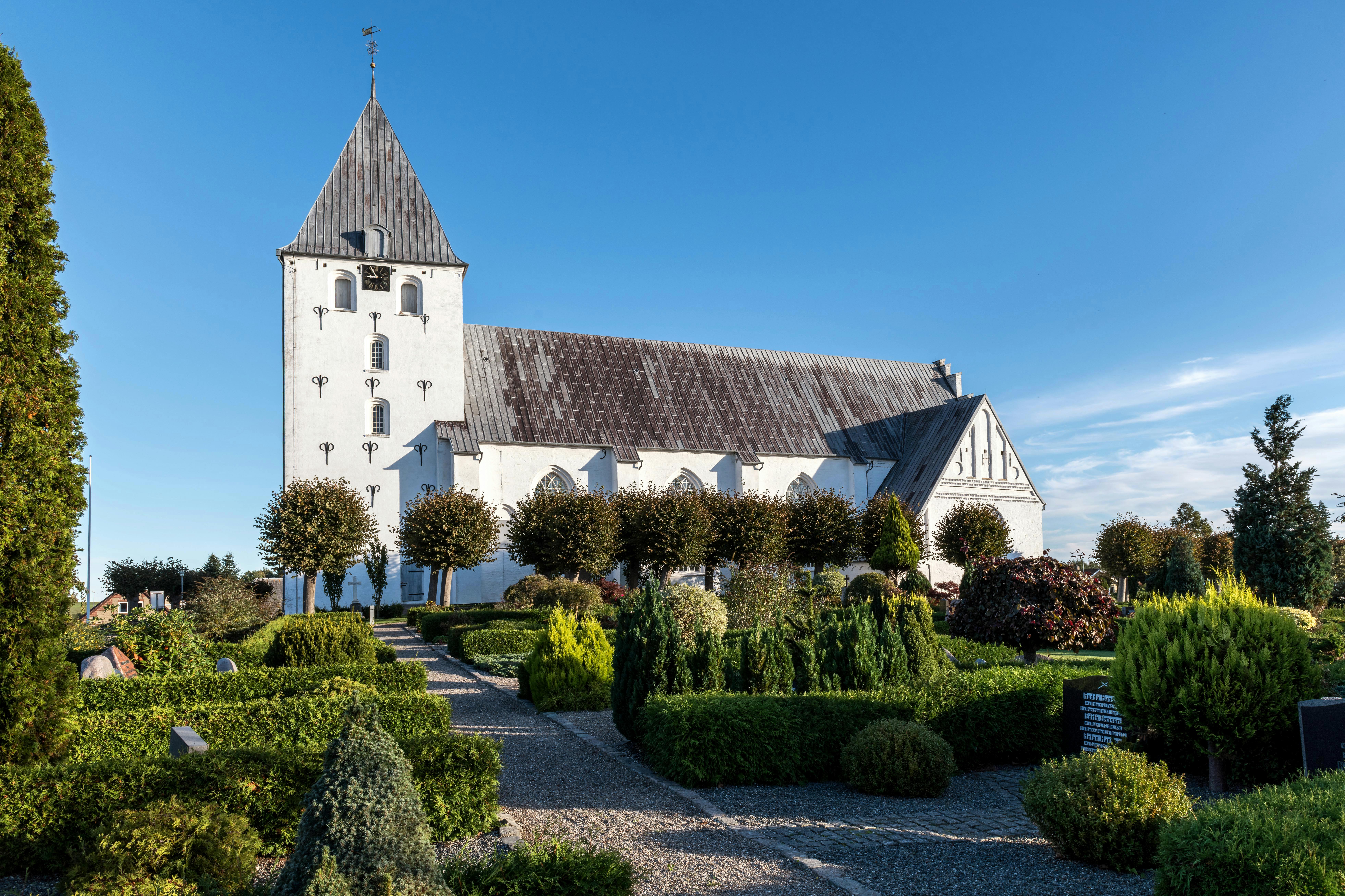 Kirchen / Churches · Free Stock Photo