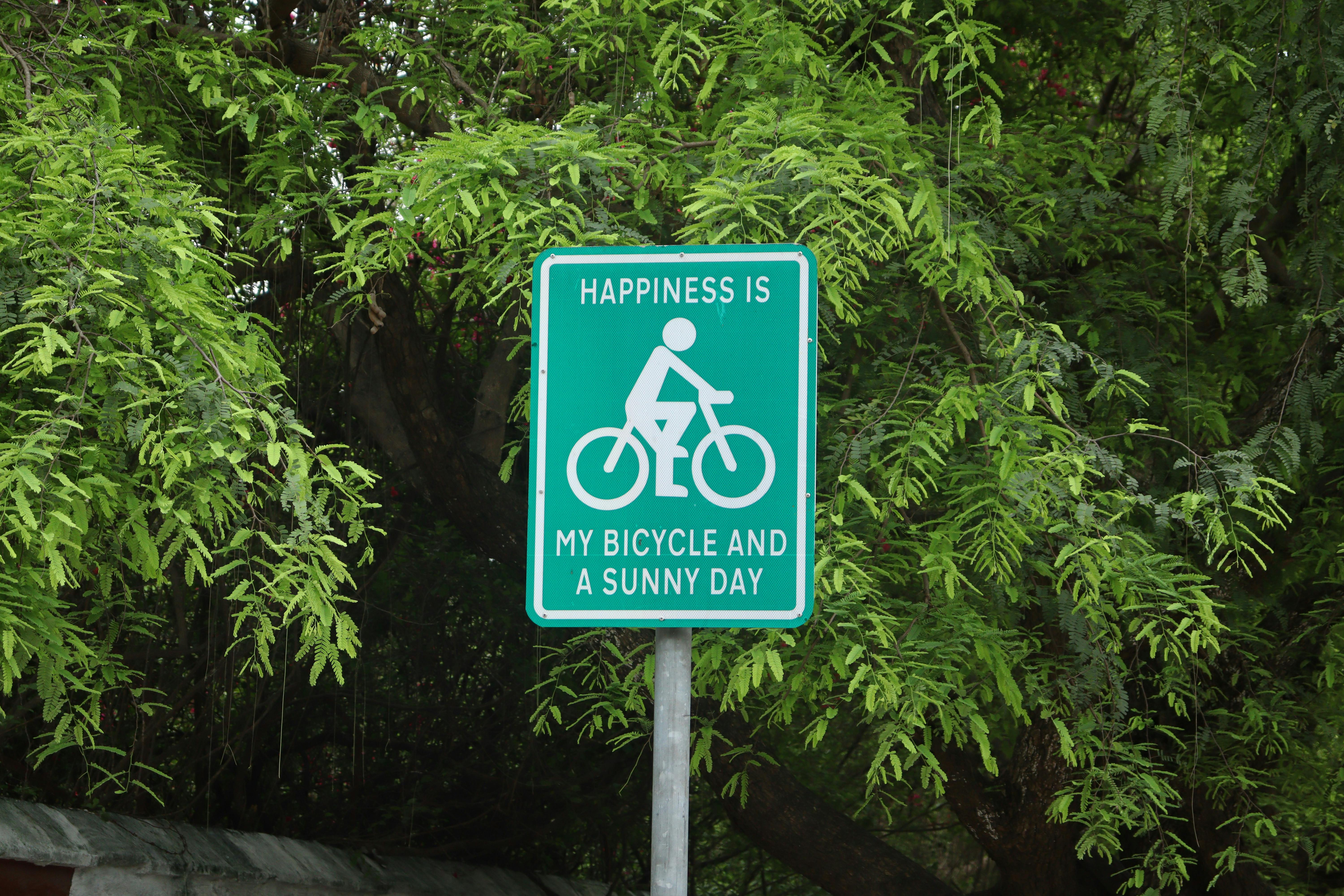 Message on Road Sign · Free Stock Photo