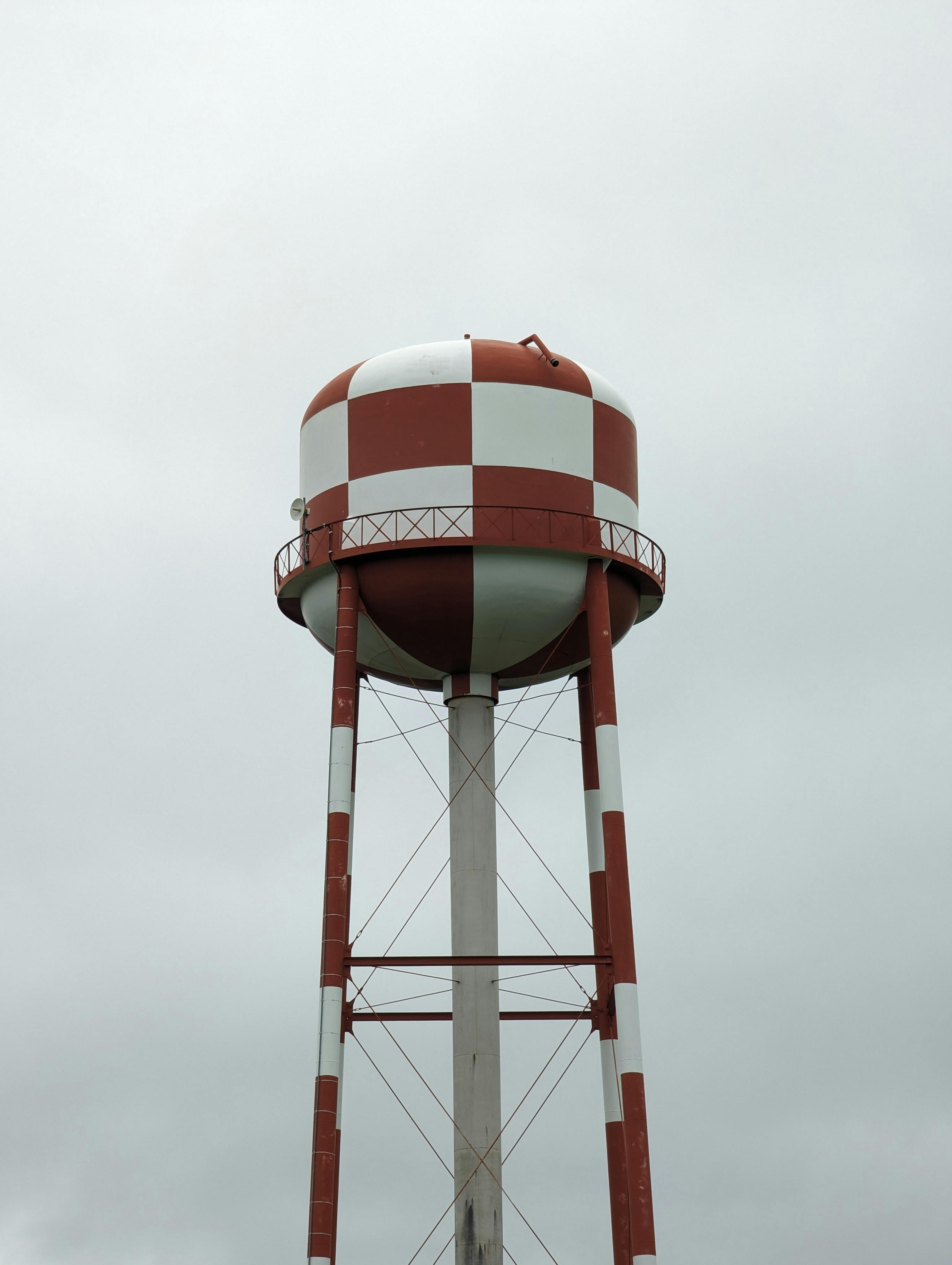 Water Tower in Canada · Free Stock Photo