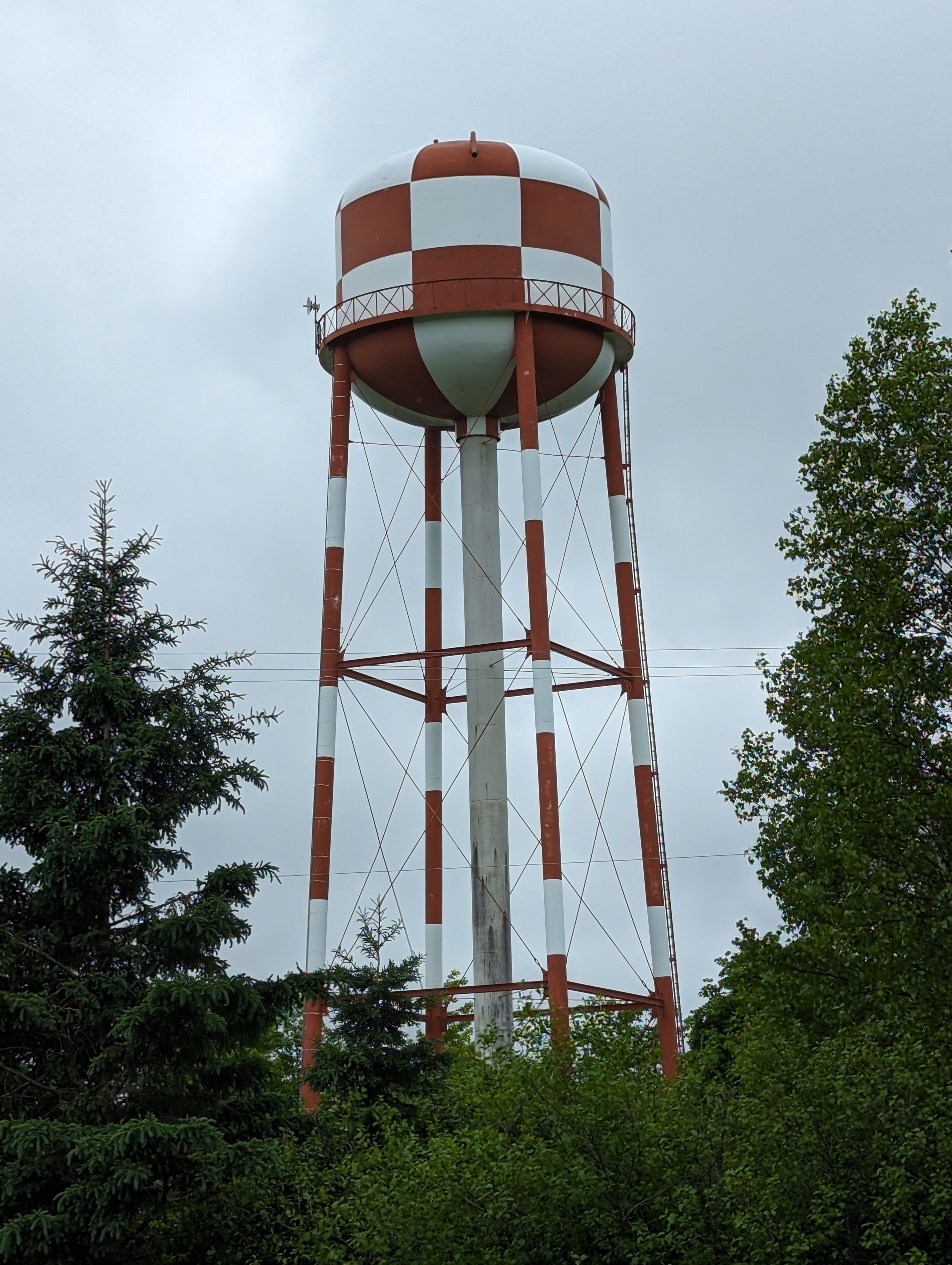 Low Angle Shot of a Water Tower · Free Stock Photo