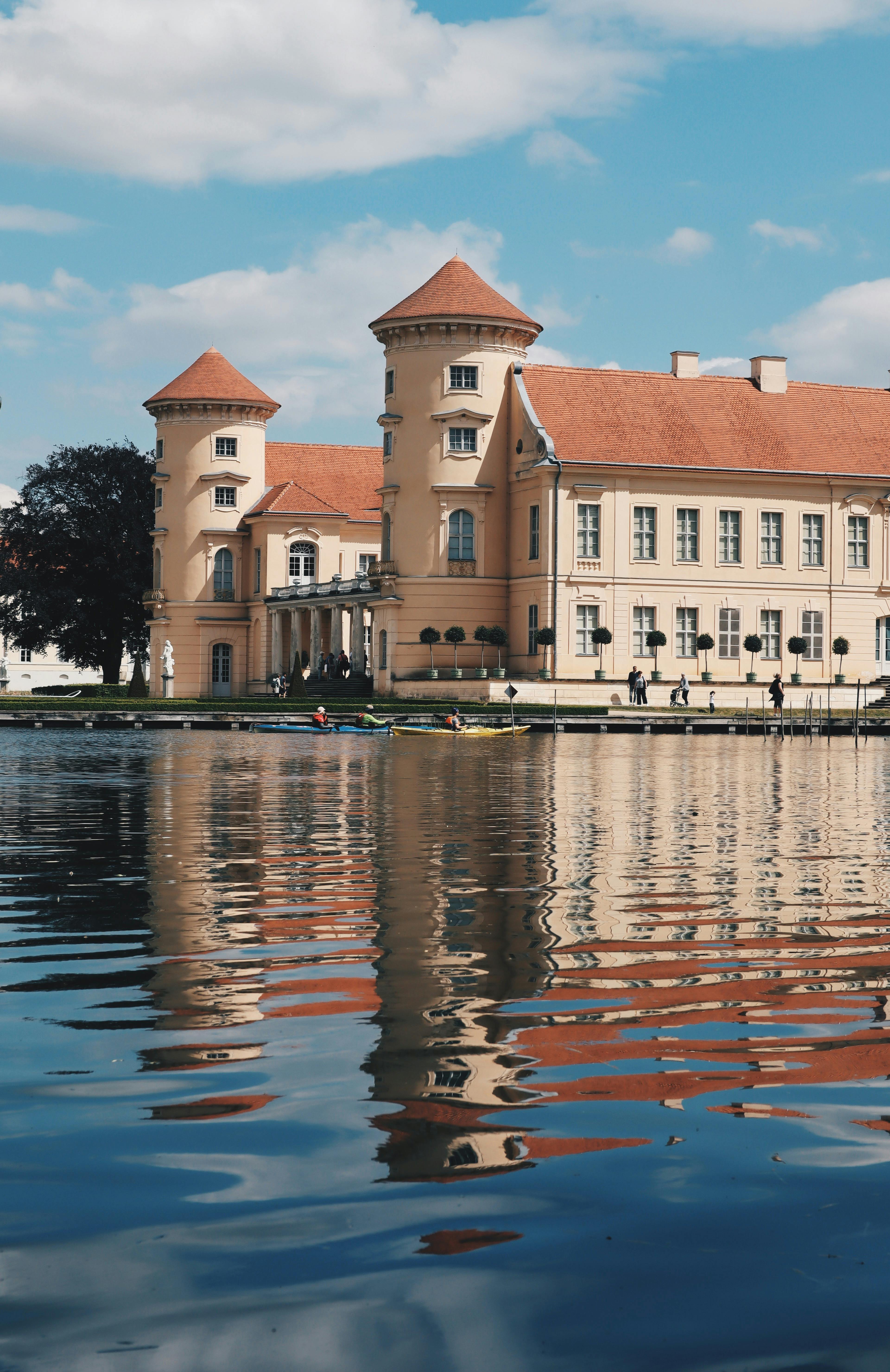 Foto de stock gratuita sobre agua, castillo, castillos, el pasado ...
