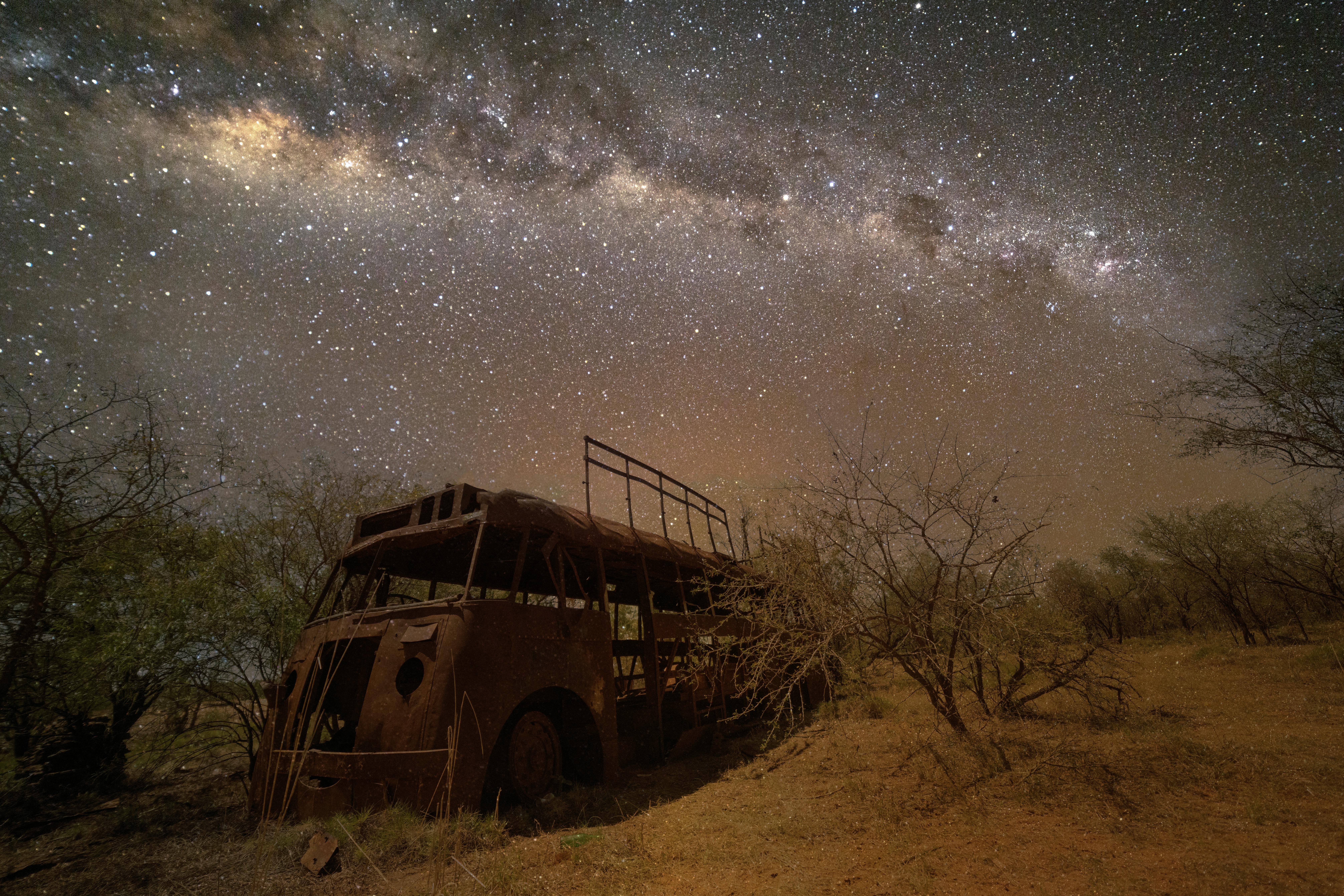 Foto de stock gratuita sobre abandonado, al aire libre, árido, astro ...