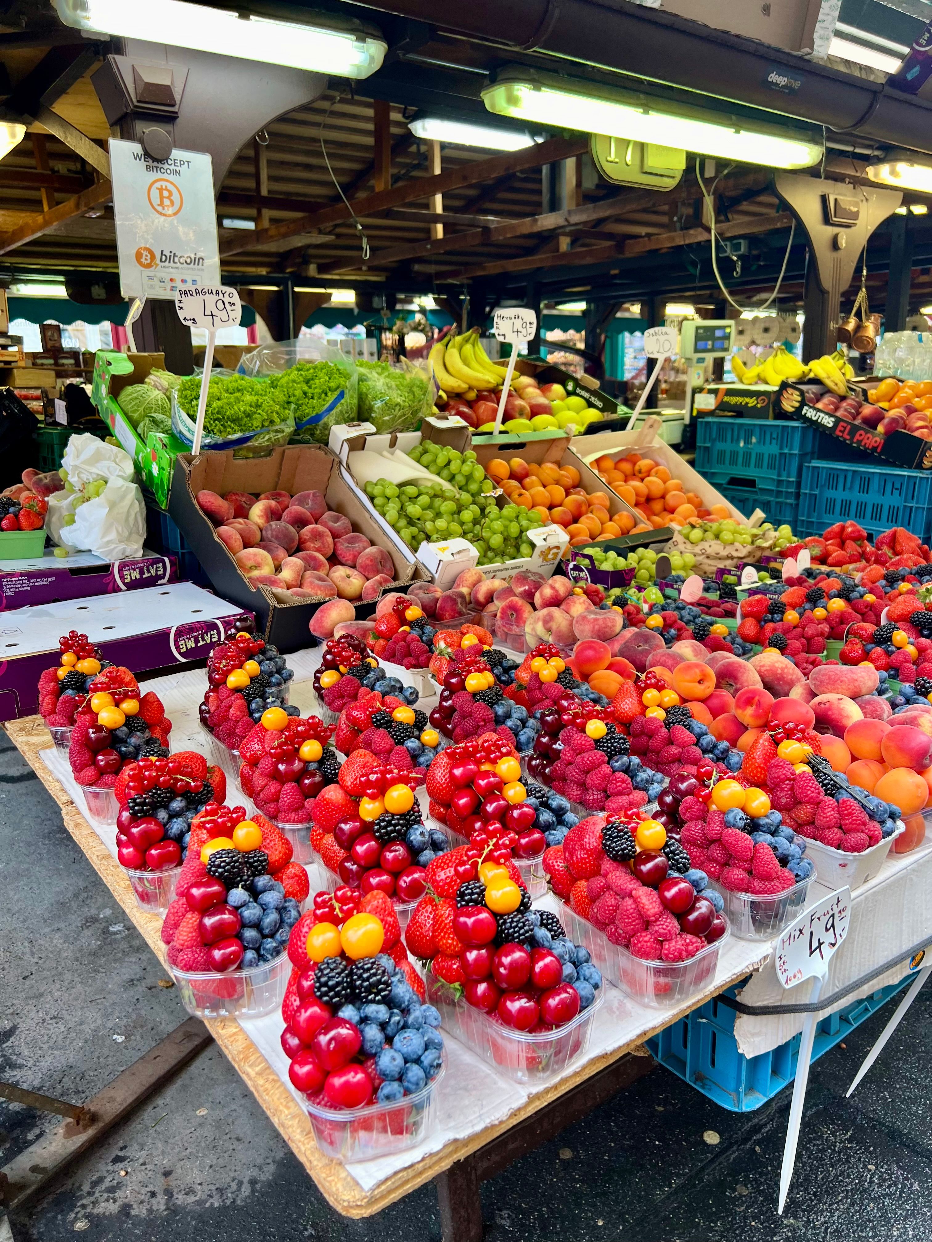 Abundance of Fruit at Bazaar · Free Stock Photo