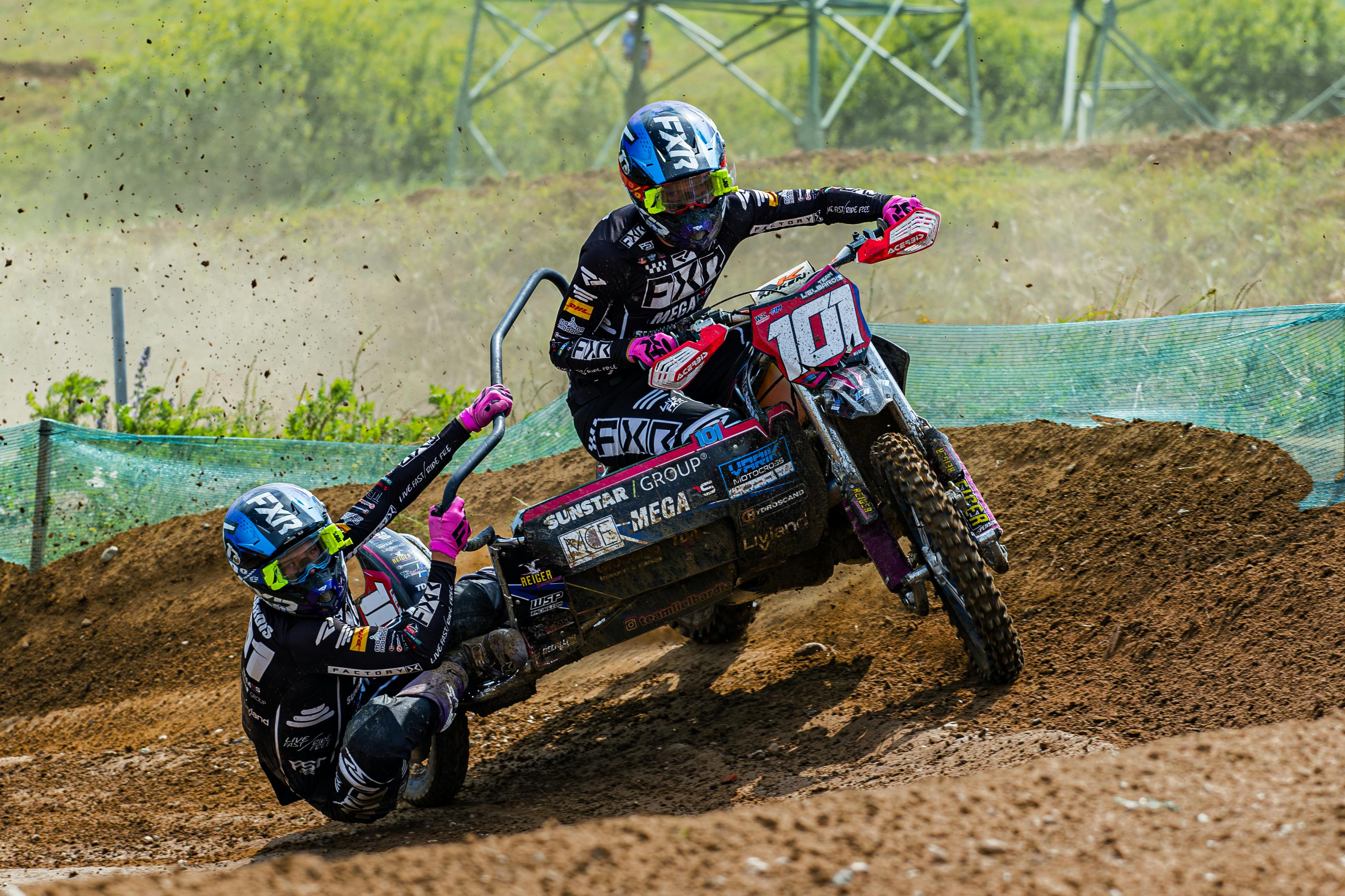 Sidecarcross Bikers Making Turn on Muddy Track · Free Stock Photo