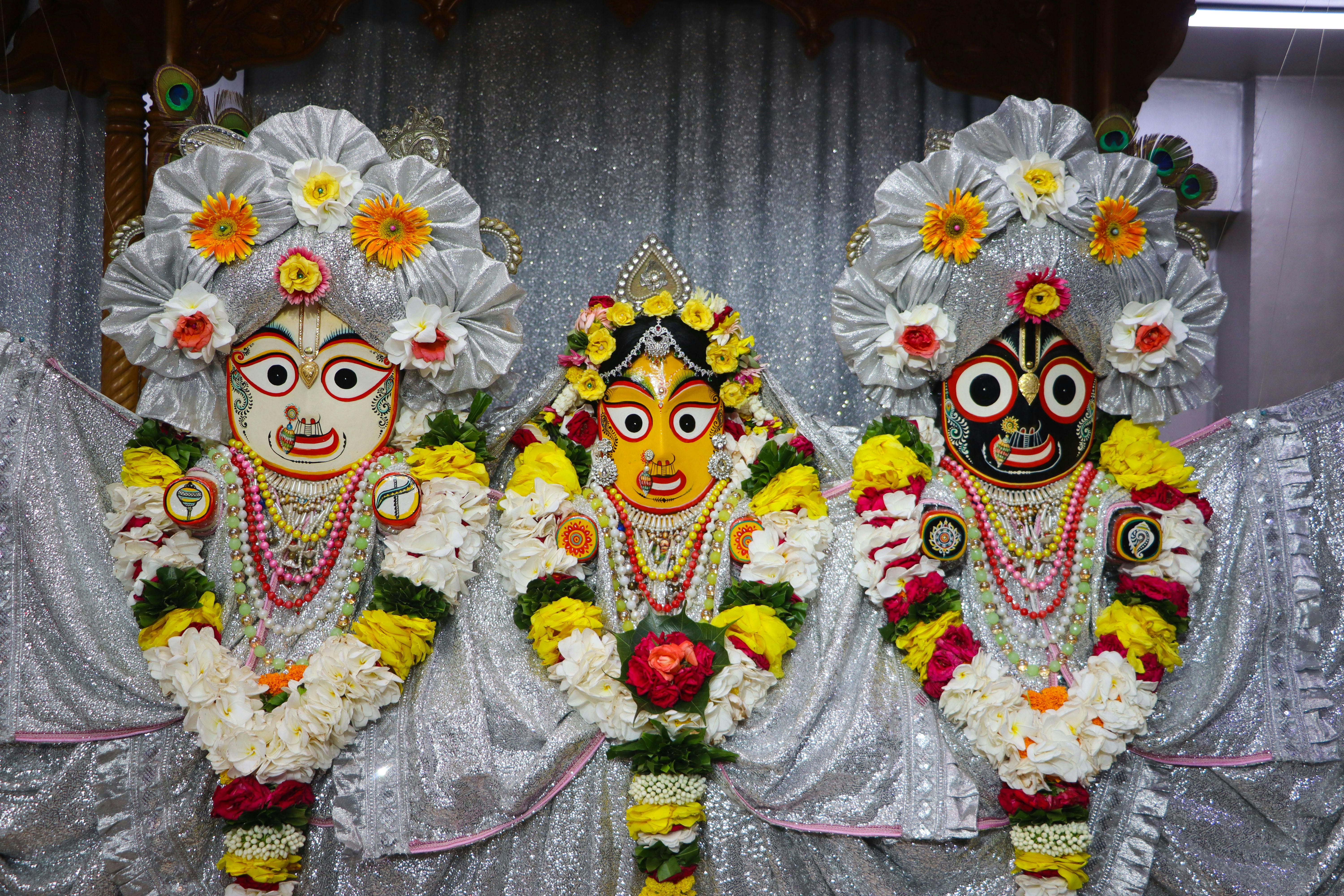 Hindu Gods Decoration with Flowers · Free Stock Photo