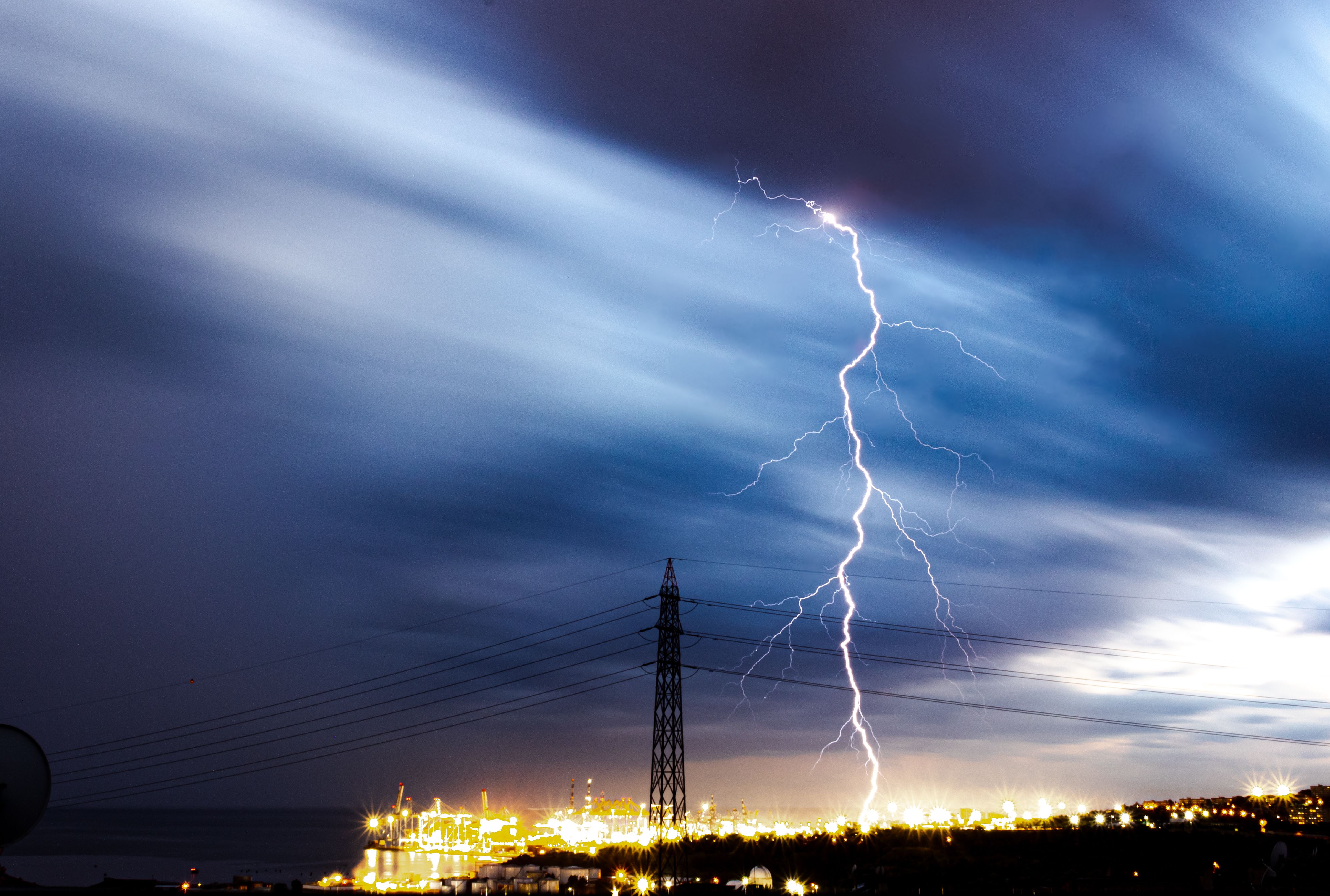 Goal Lightning Photos, Download The BEST Free Goal Lightning Stock ...