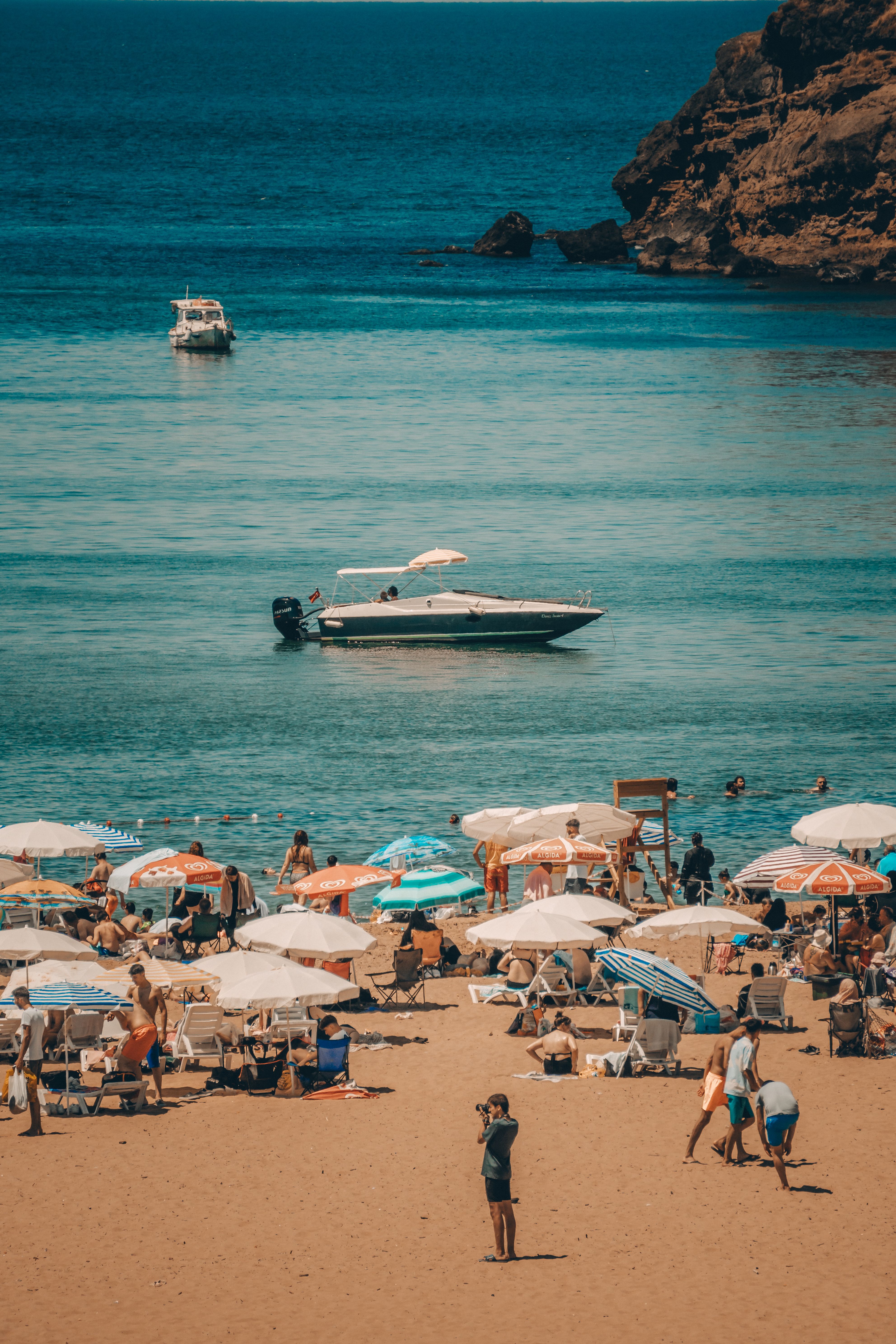 People On Vacation Photos, Download The BEST Free People On Vacation ...