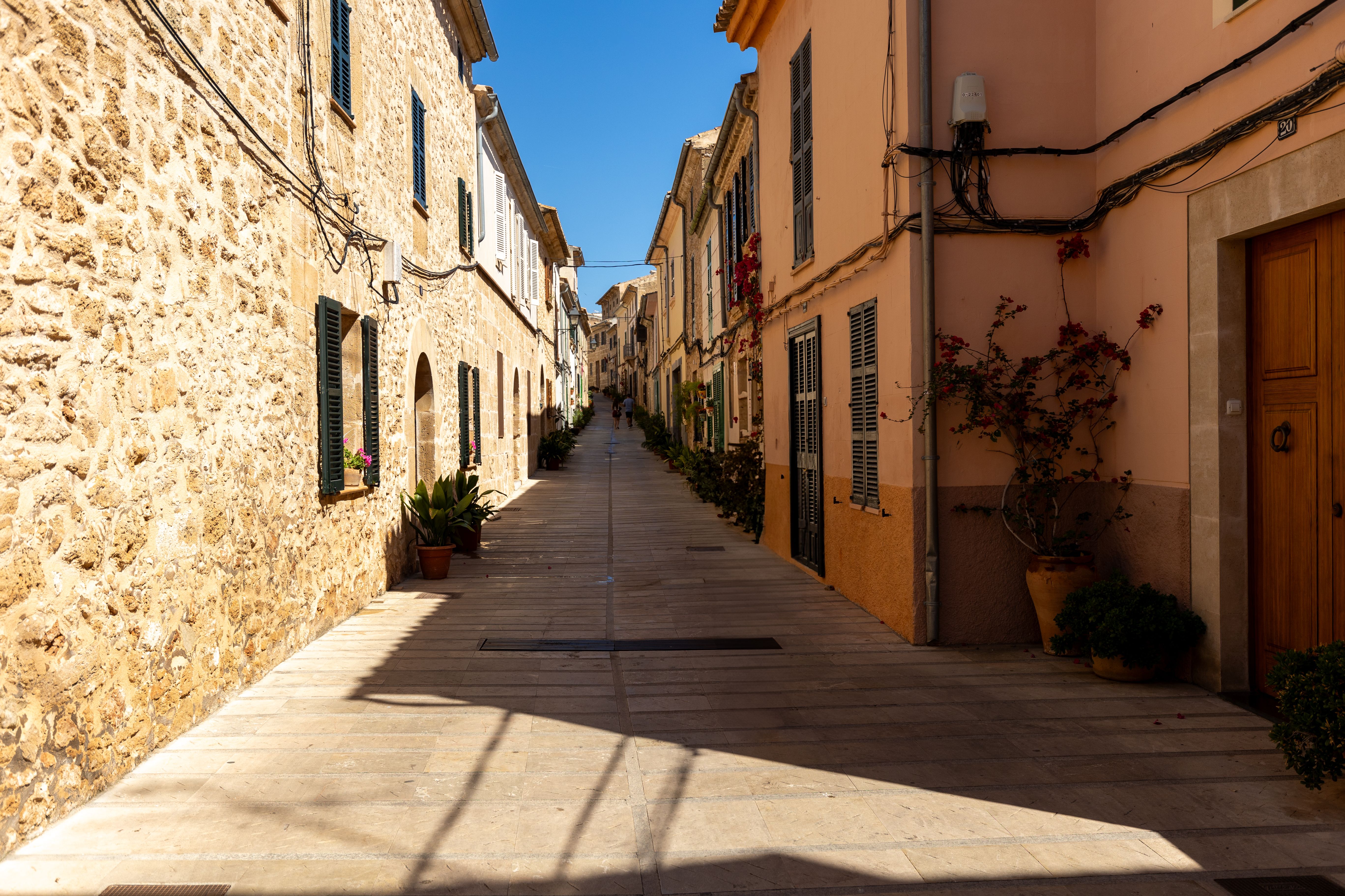 View of a Narrow Alley between Houses in a Town · Free Stock Photo
