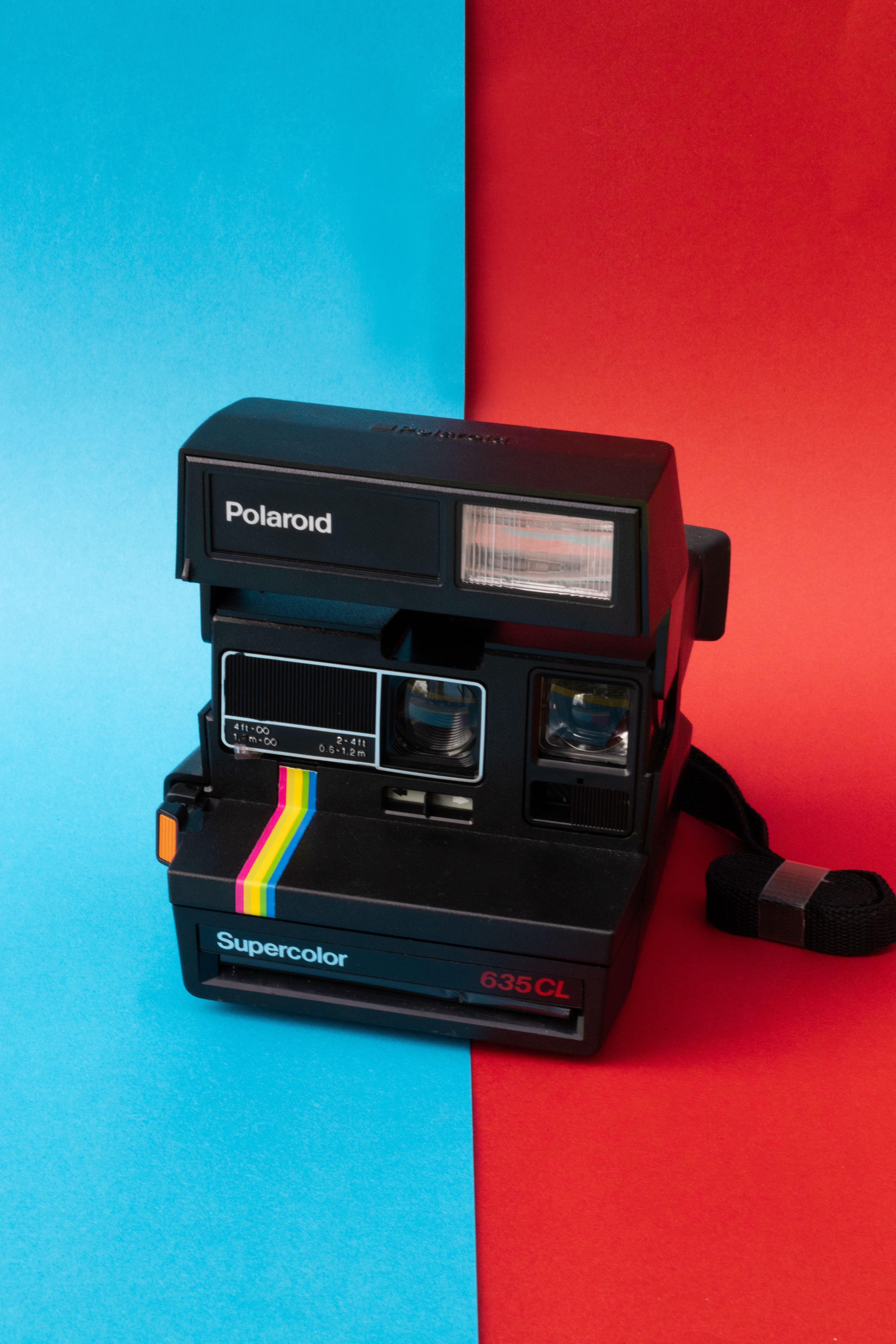 Close-up of a Vintage Polaroid Camera · Free Stock Photo