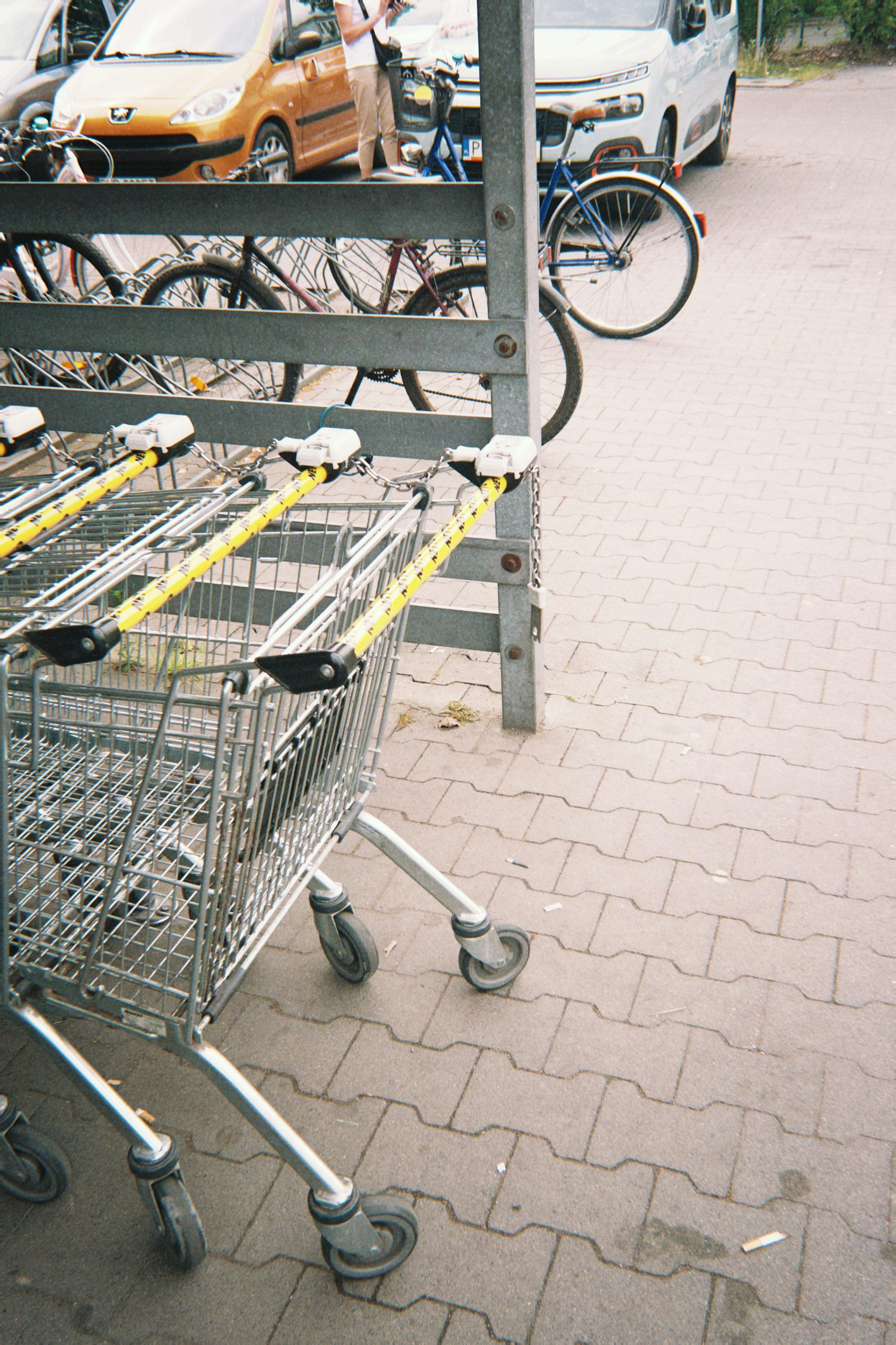 Supermarkets Photos, Download The BEST Free Supermarkets Stock Photos ...