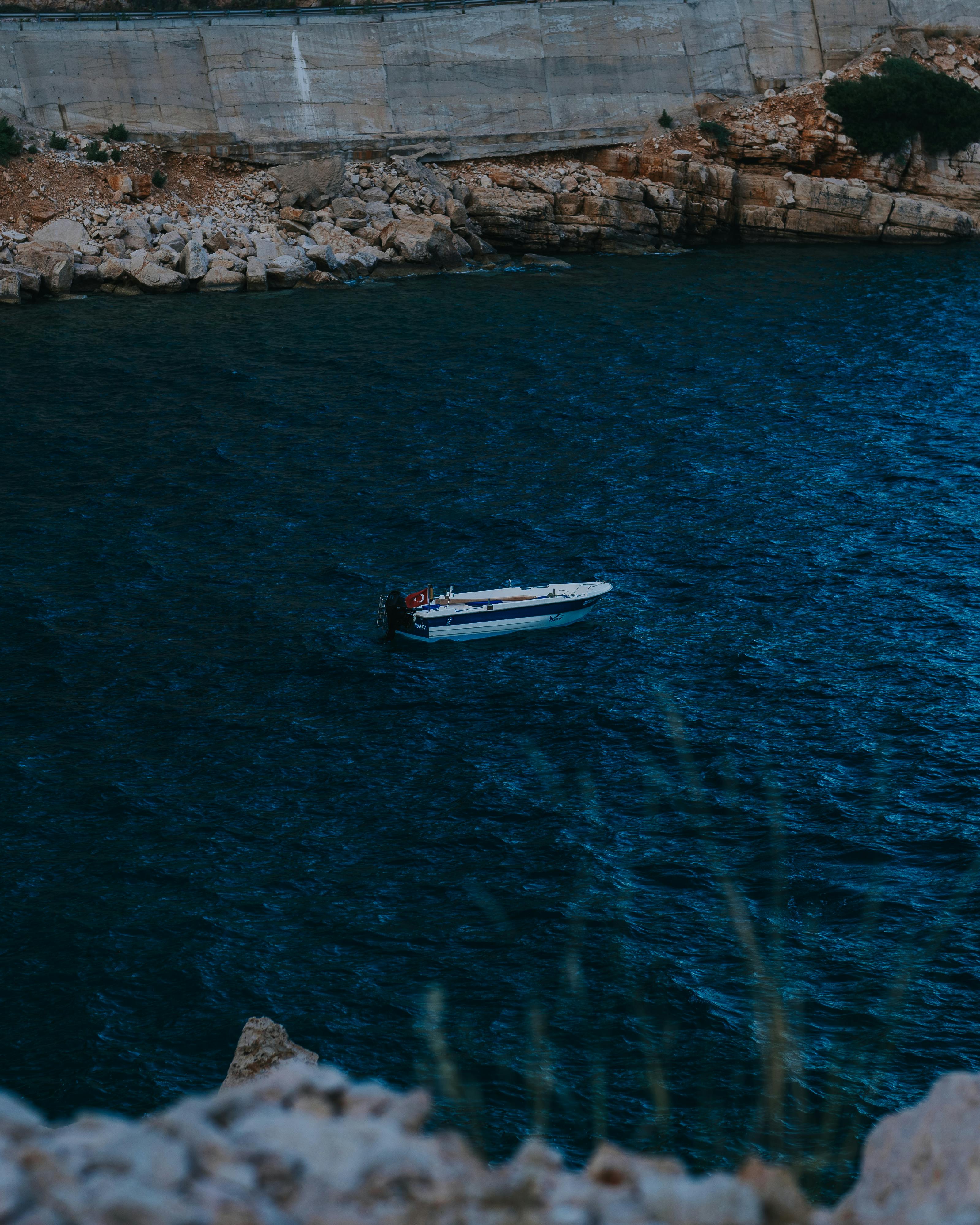 Empty Motorboat on River · Free Stock Photo