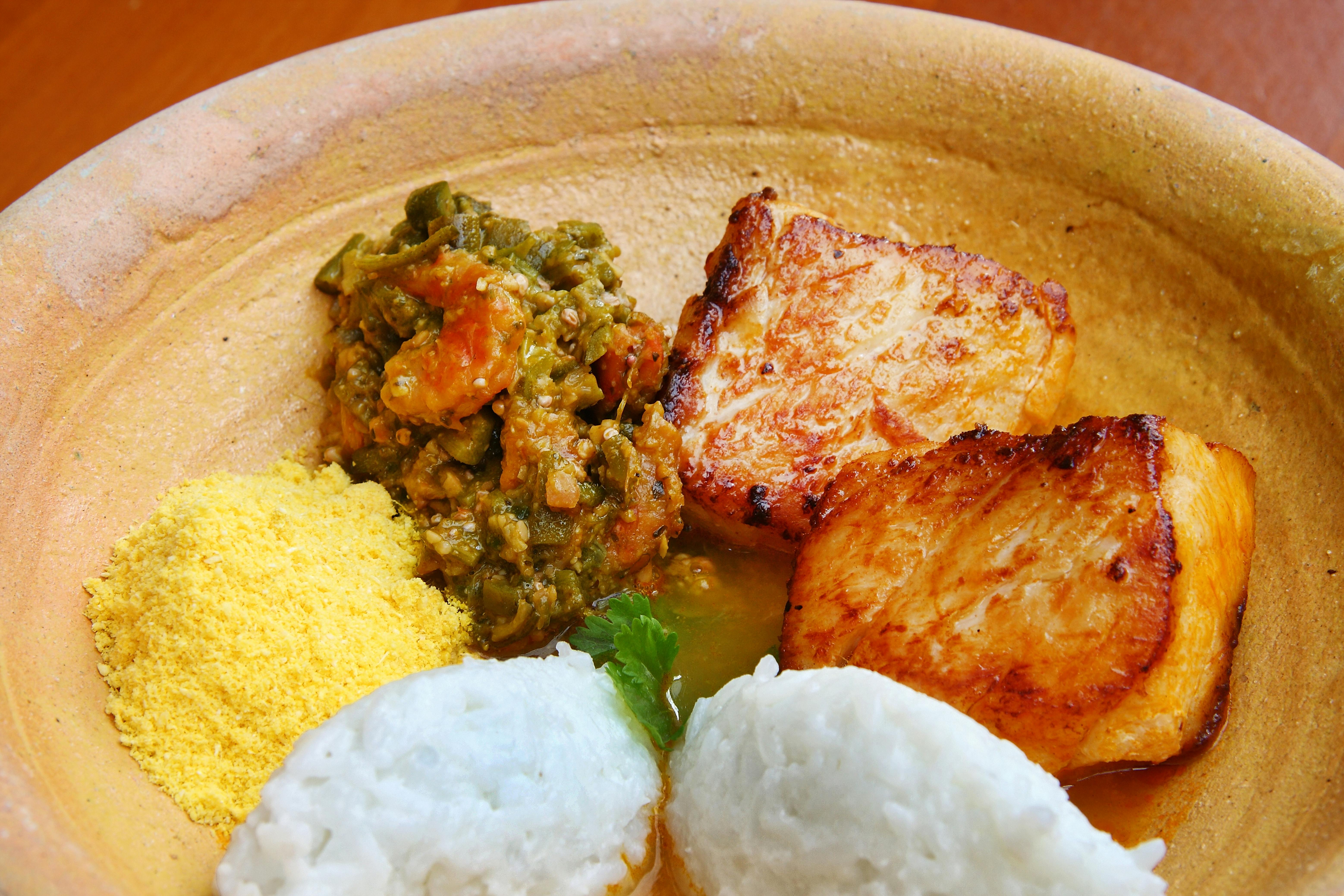 Cooked Fish With Two Green Leaf on Round White Ceramic Plate · Free ...