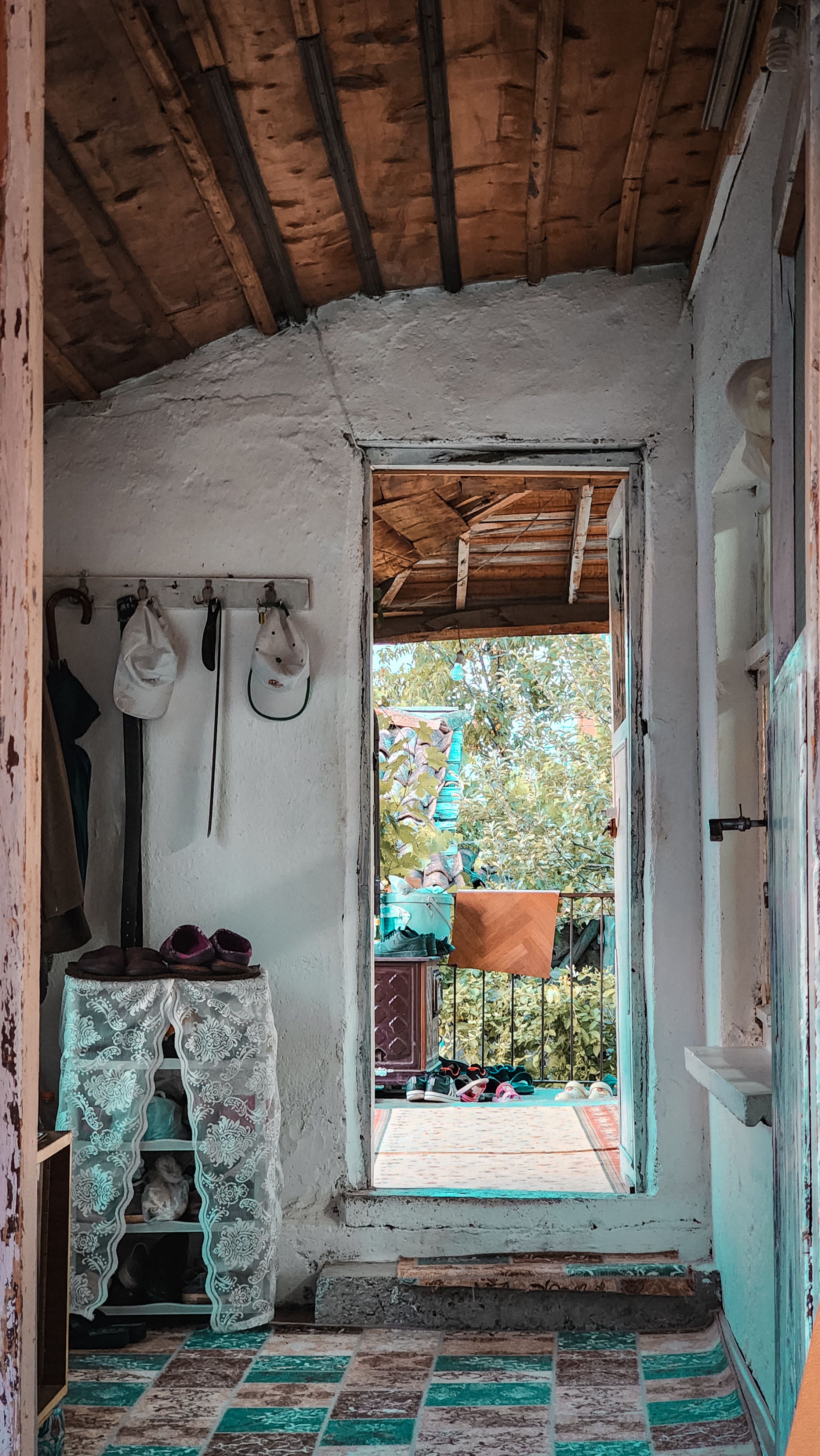 Into The House Area For Coats And Shoes Photos, Download The BEST Free ...