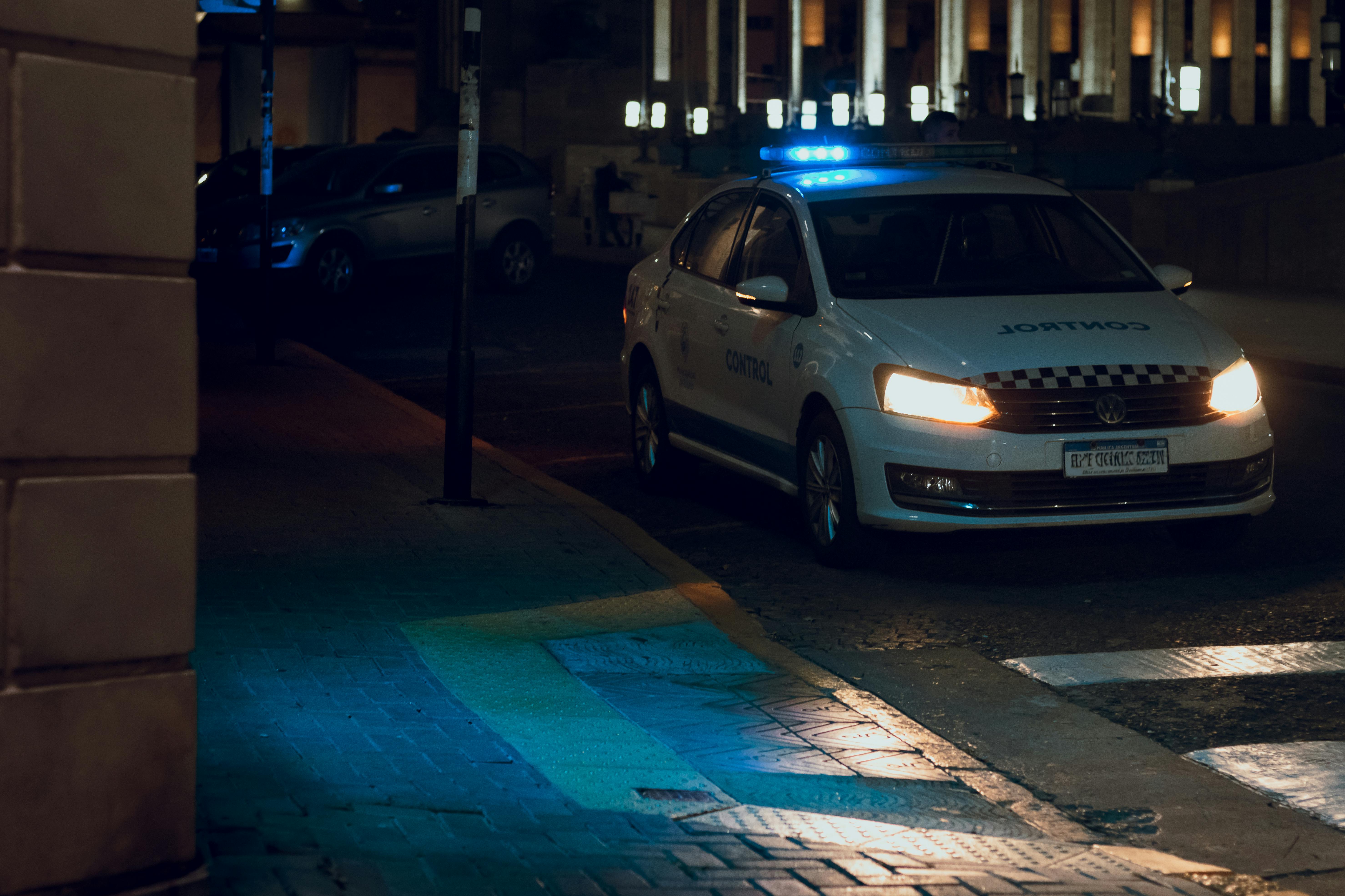 Police Car Moving on the Road · Free Stock Photo