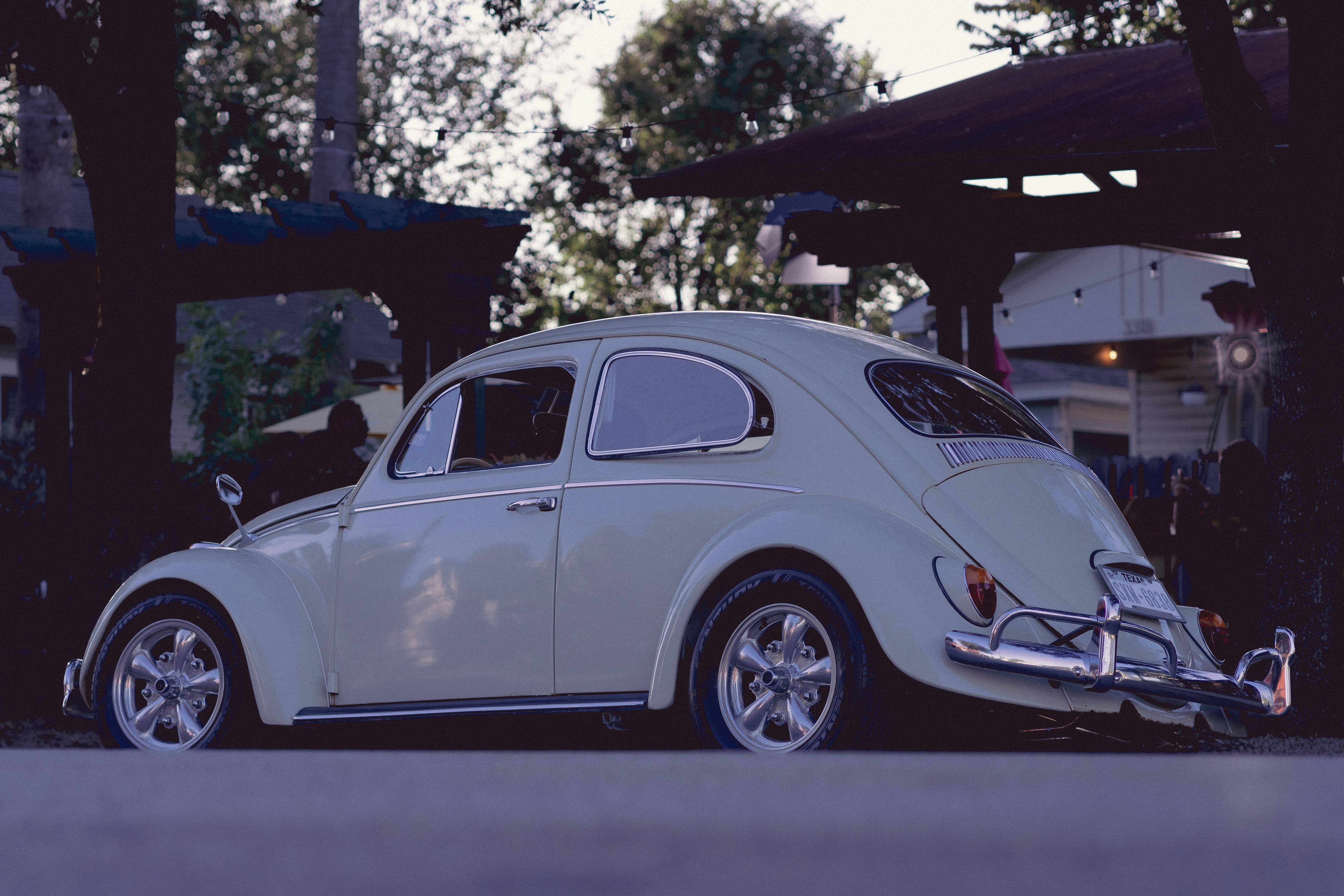 Beige Volkswagen Beetle · Free Stock Photo