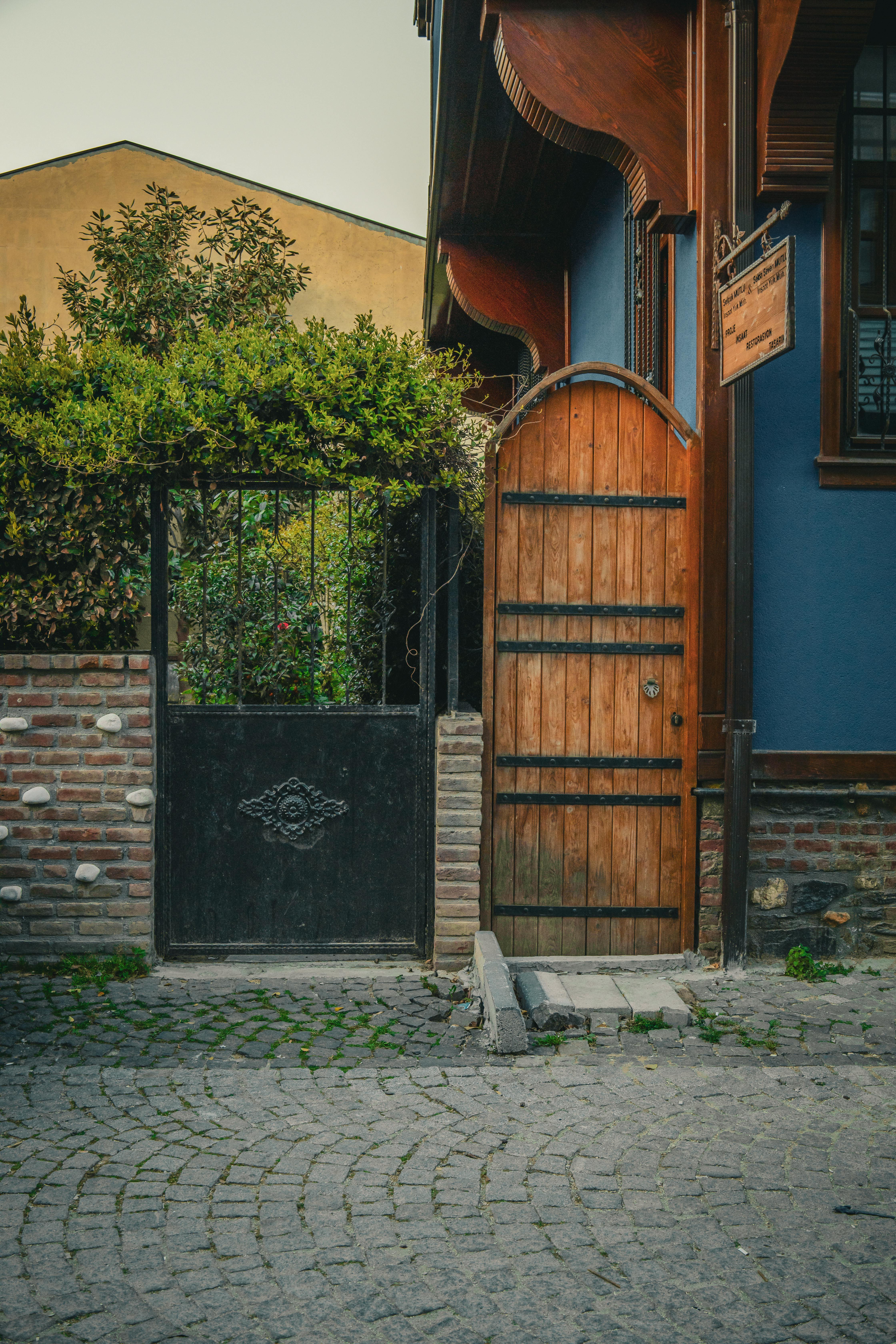 Crooked Path Photos, Download The BEST Free Crooked Path Stock Photos ...