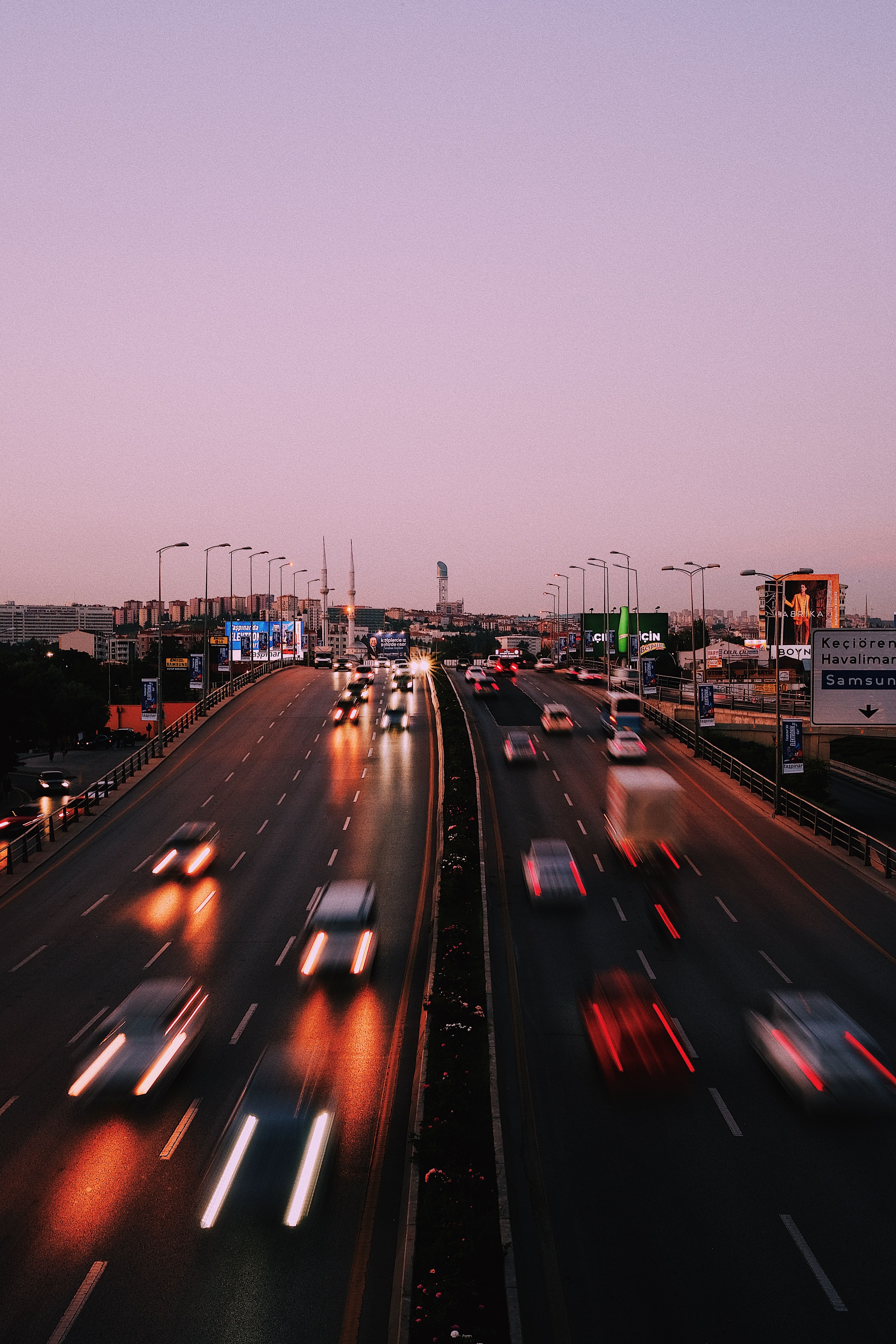 Traffic on Highway in Turkey · Free Stock Photo