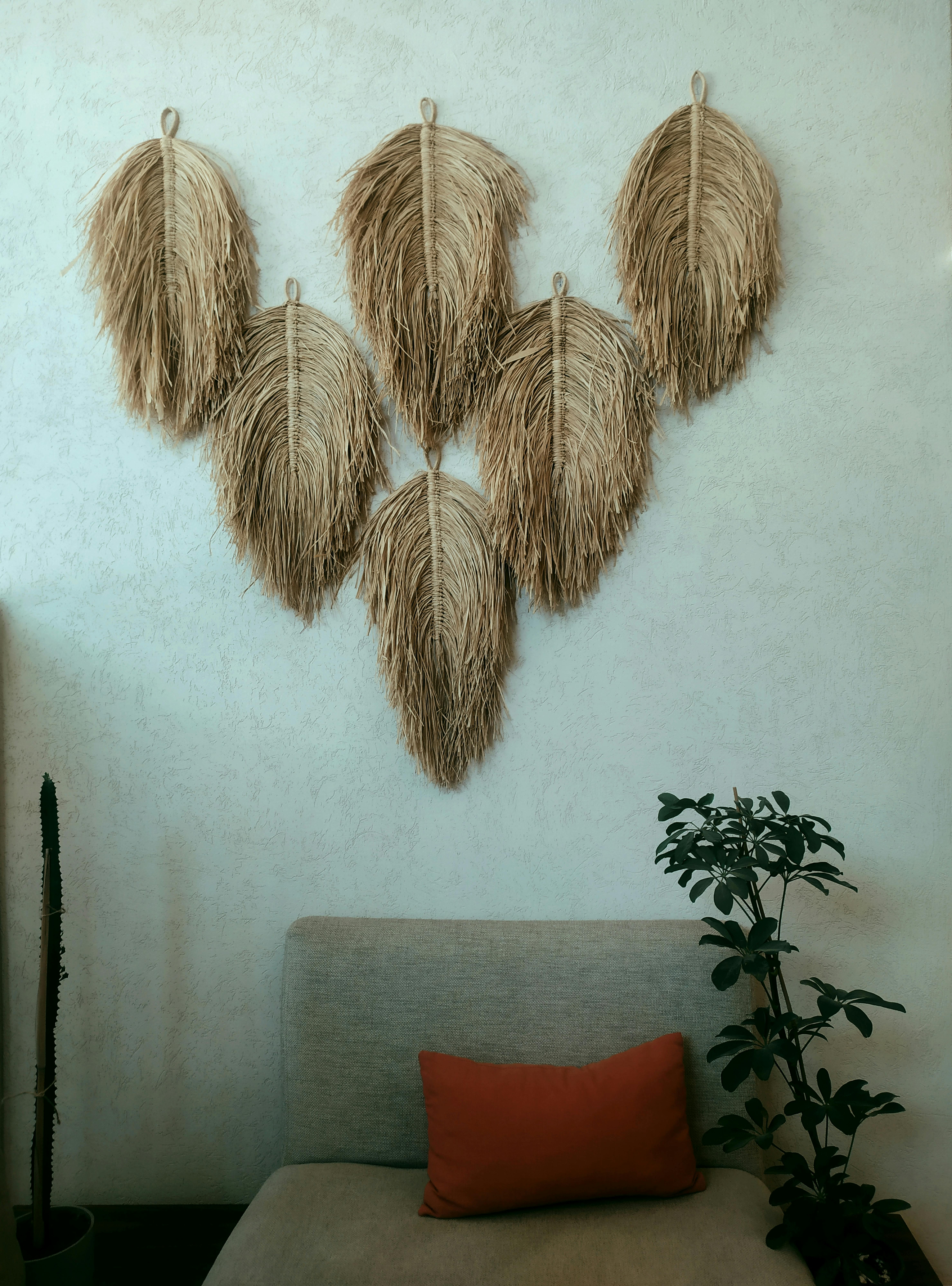 Dried Leaves Decor · Free Stock Photo