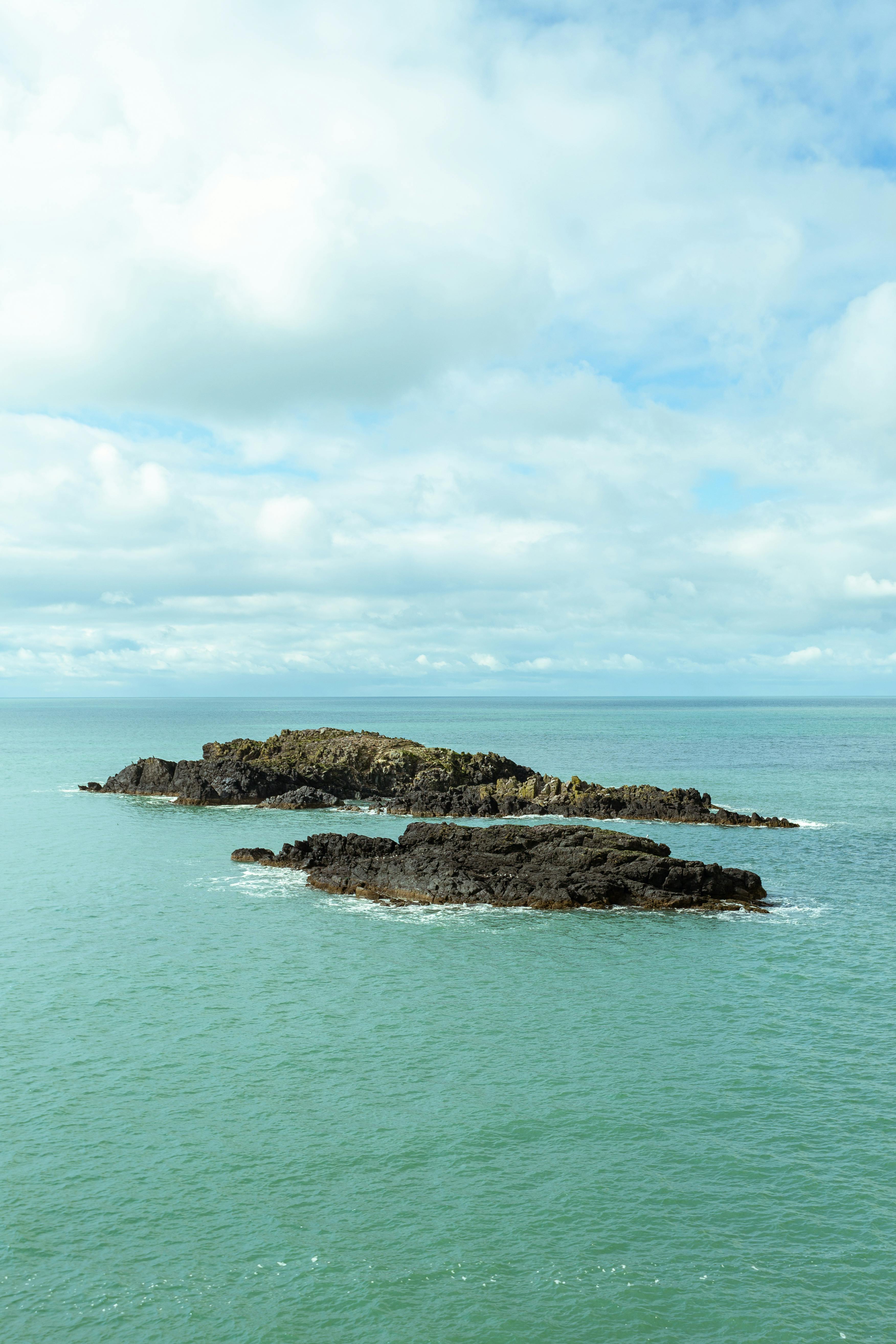 Islands on Sea · Free Stock Photo