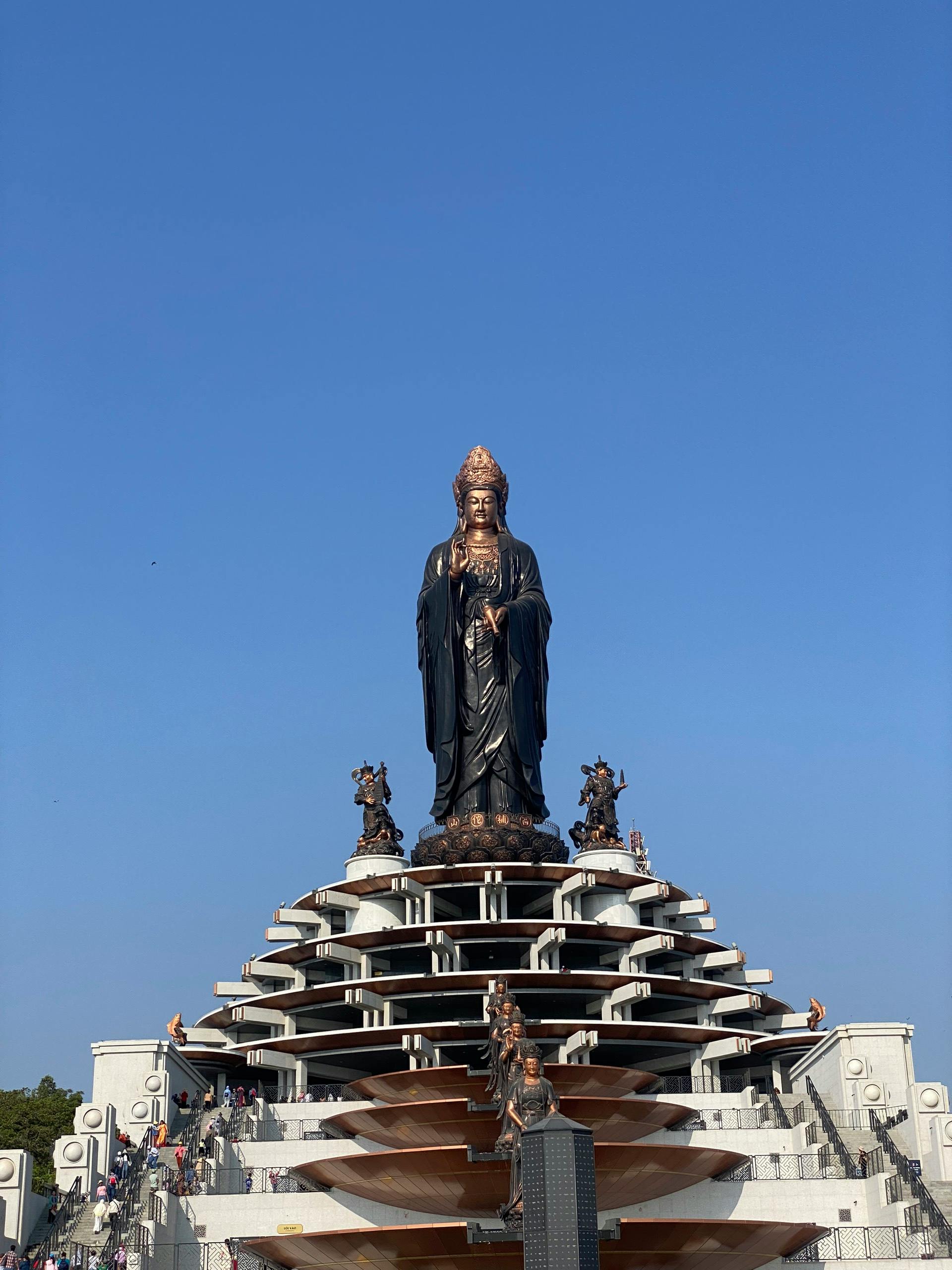 Statue Platform Photos, Download The BEST Free Statue Platform Stock ...