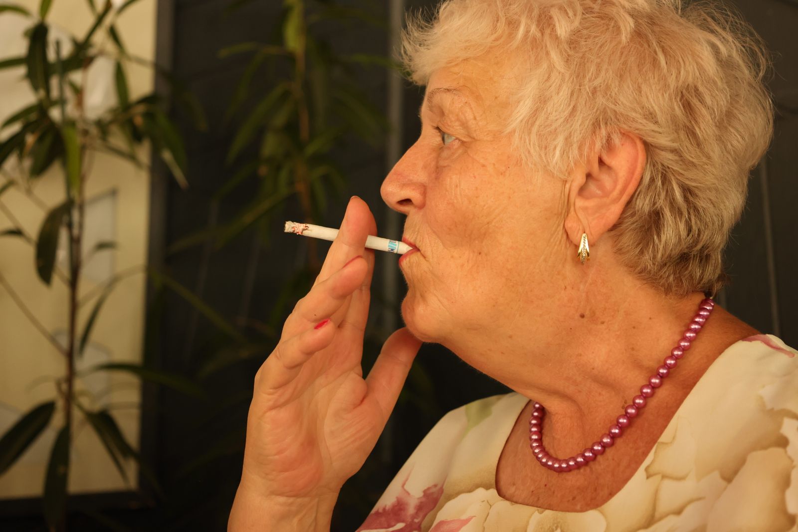 Mature Woman Smoking Photos, Download The BEST Free Mature Woman ...