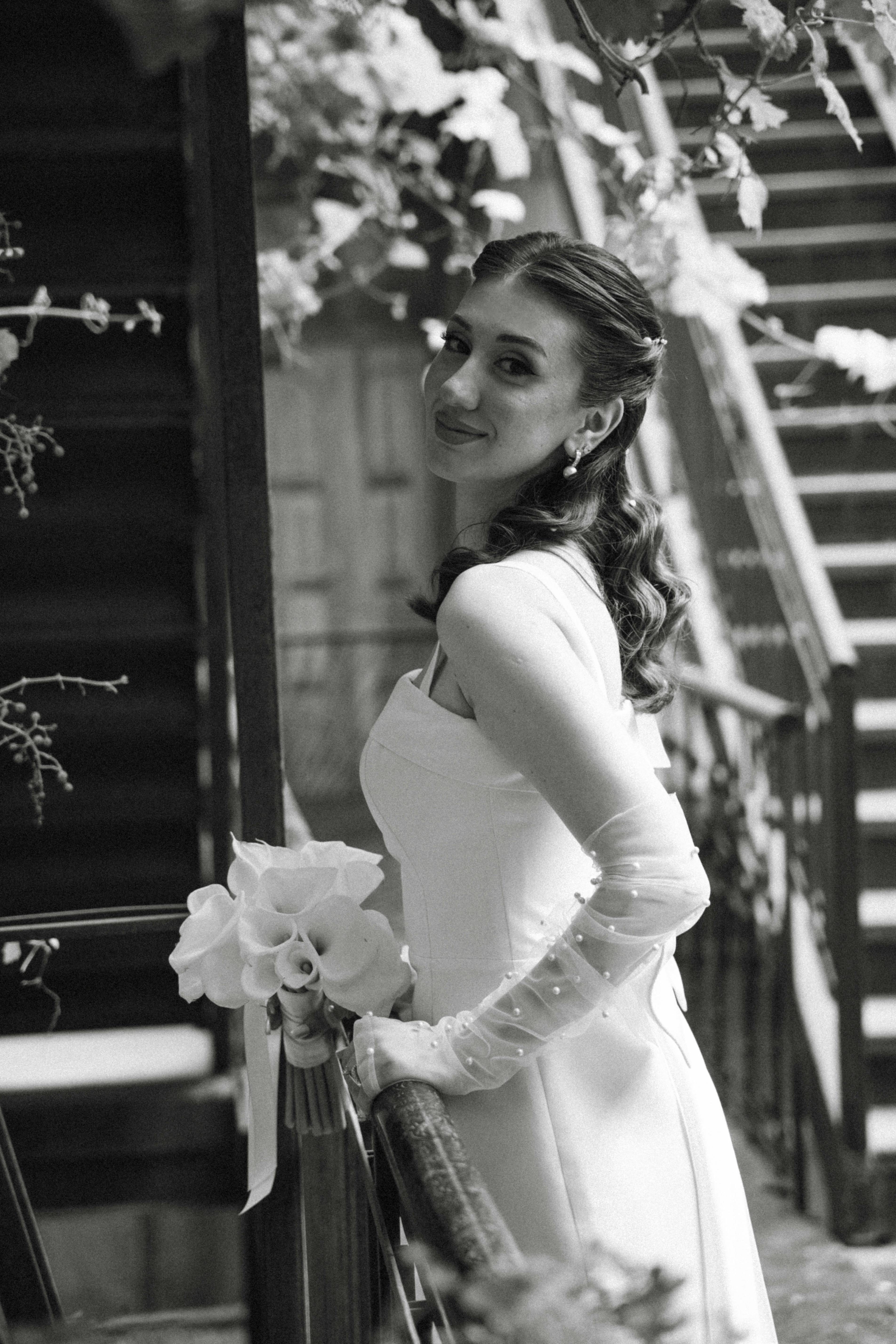 Portrait of Smiling Bride in Black and White · Free Stock Photo