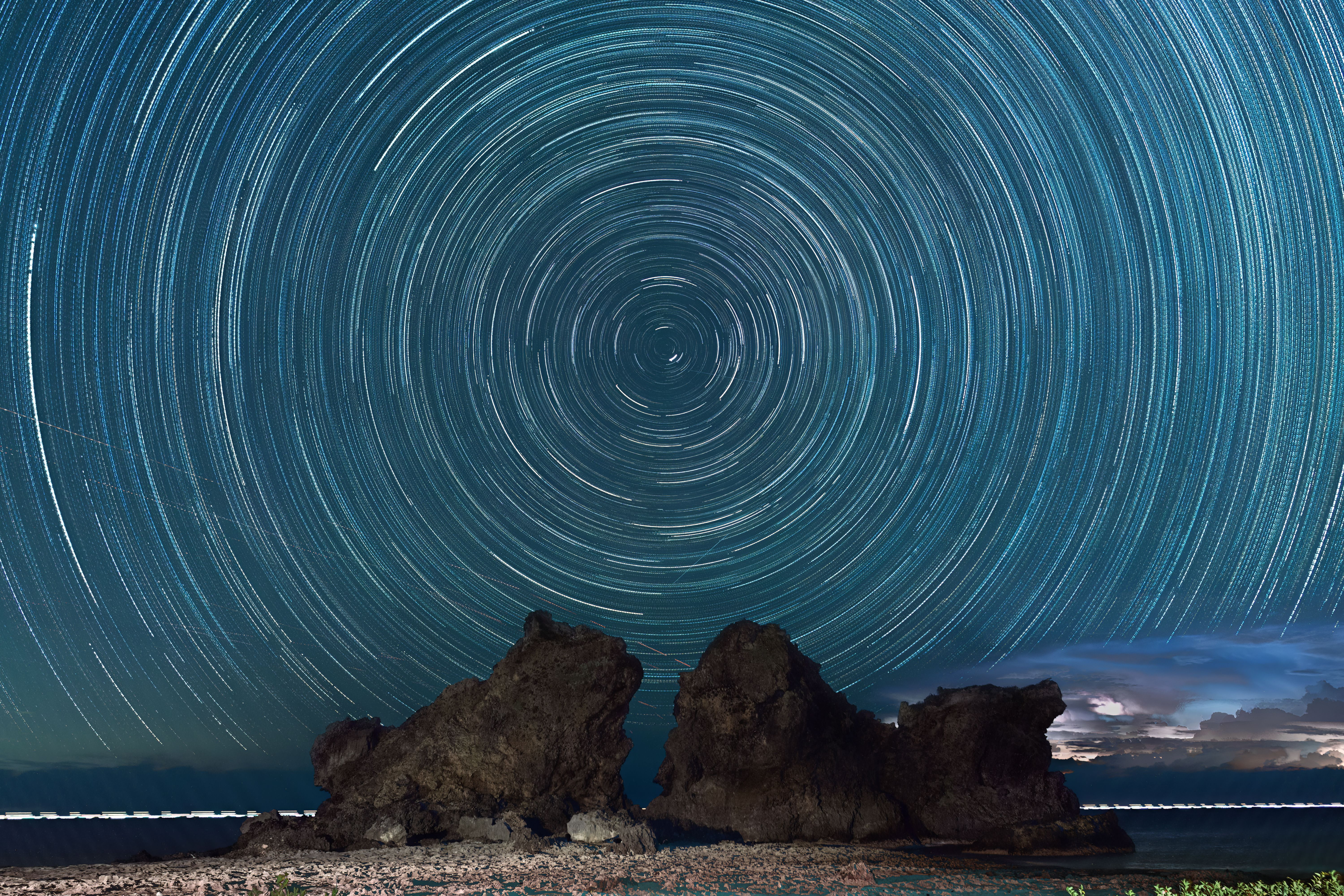 Circles of Lights in Night Sky · Free Stock Photo